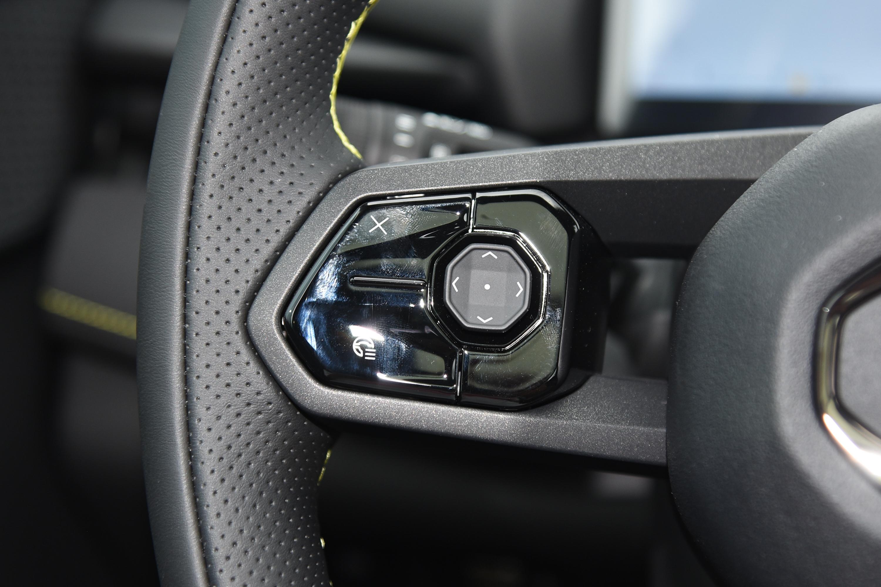 【领克06Renew 1.5T Pro左侧方向盘功能按键图片-汽车图片大全】-易车