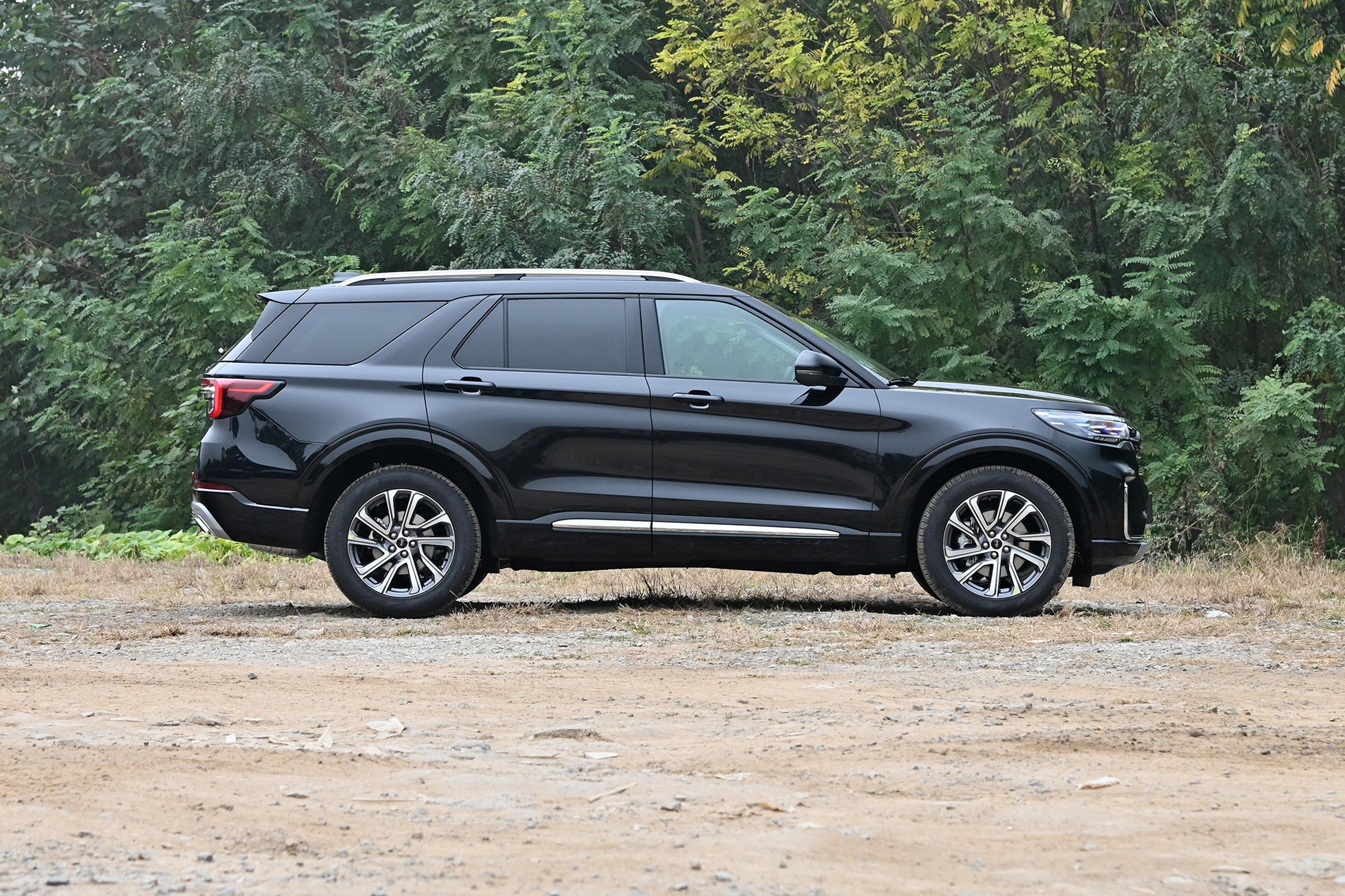 【探险者EcoBoost 285 四驱风尚plus版 7座正侧车头向右水平图片-汽车图片大全】-易车