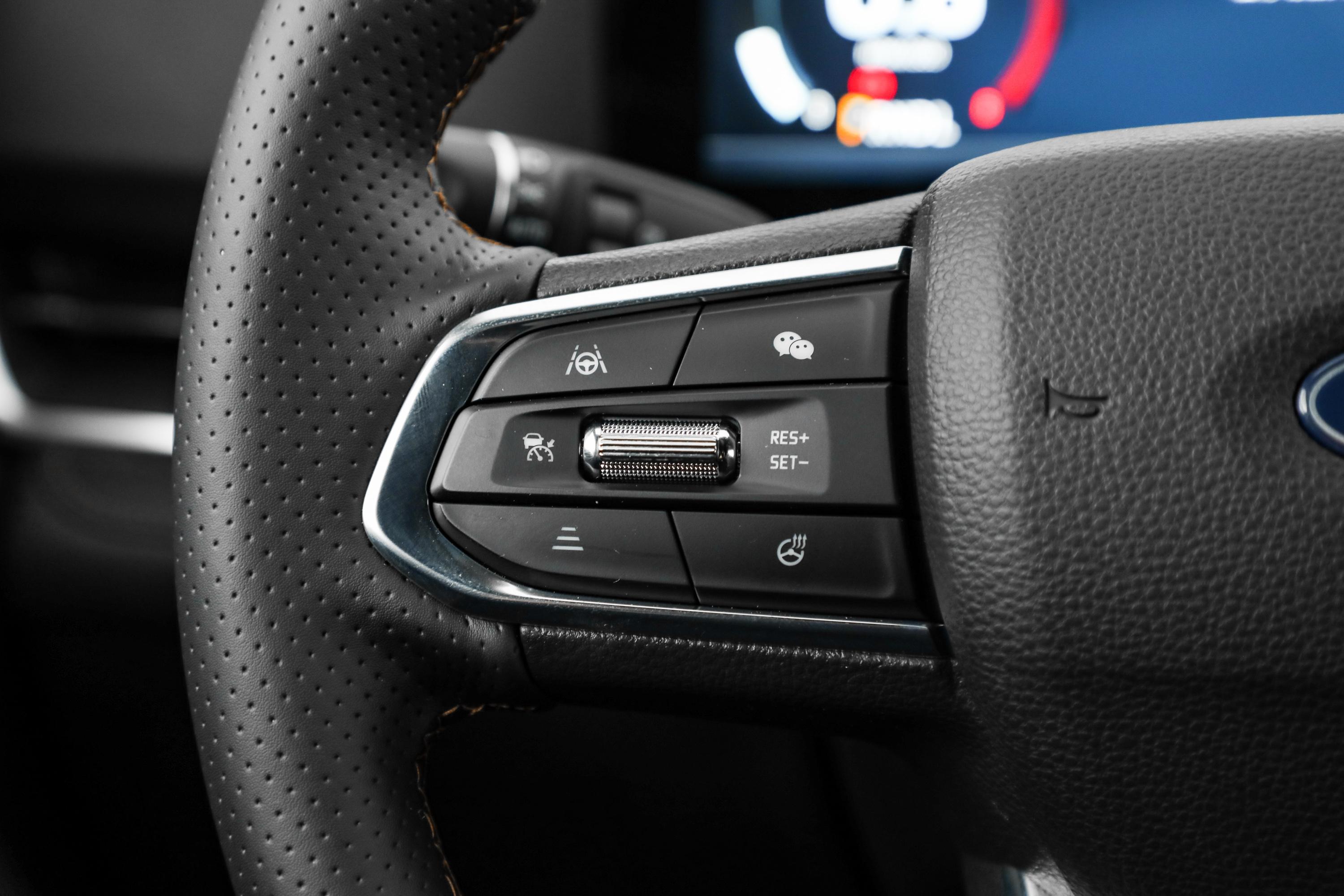 【领睿EcoBoost 170 尊领型PLUS左侧方向盘功能按键图片-汽车图片大全】-易车