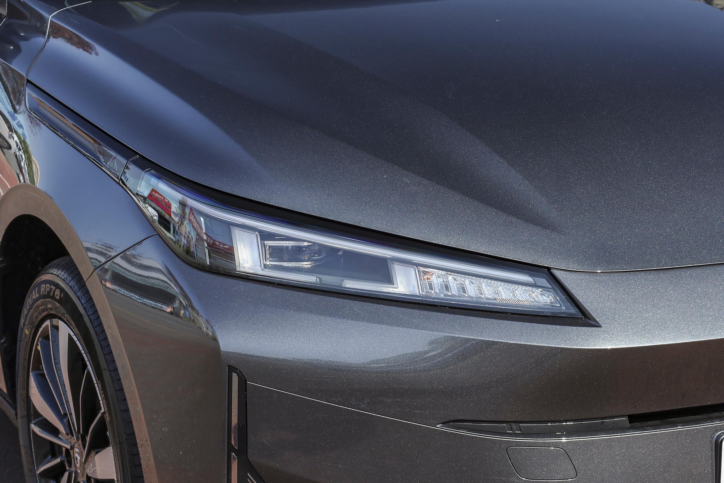 【长安启源A05真香版 1.5L 70km 超越型大灯侧45度俯拍图片-汽车图片大全】-易车