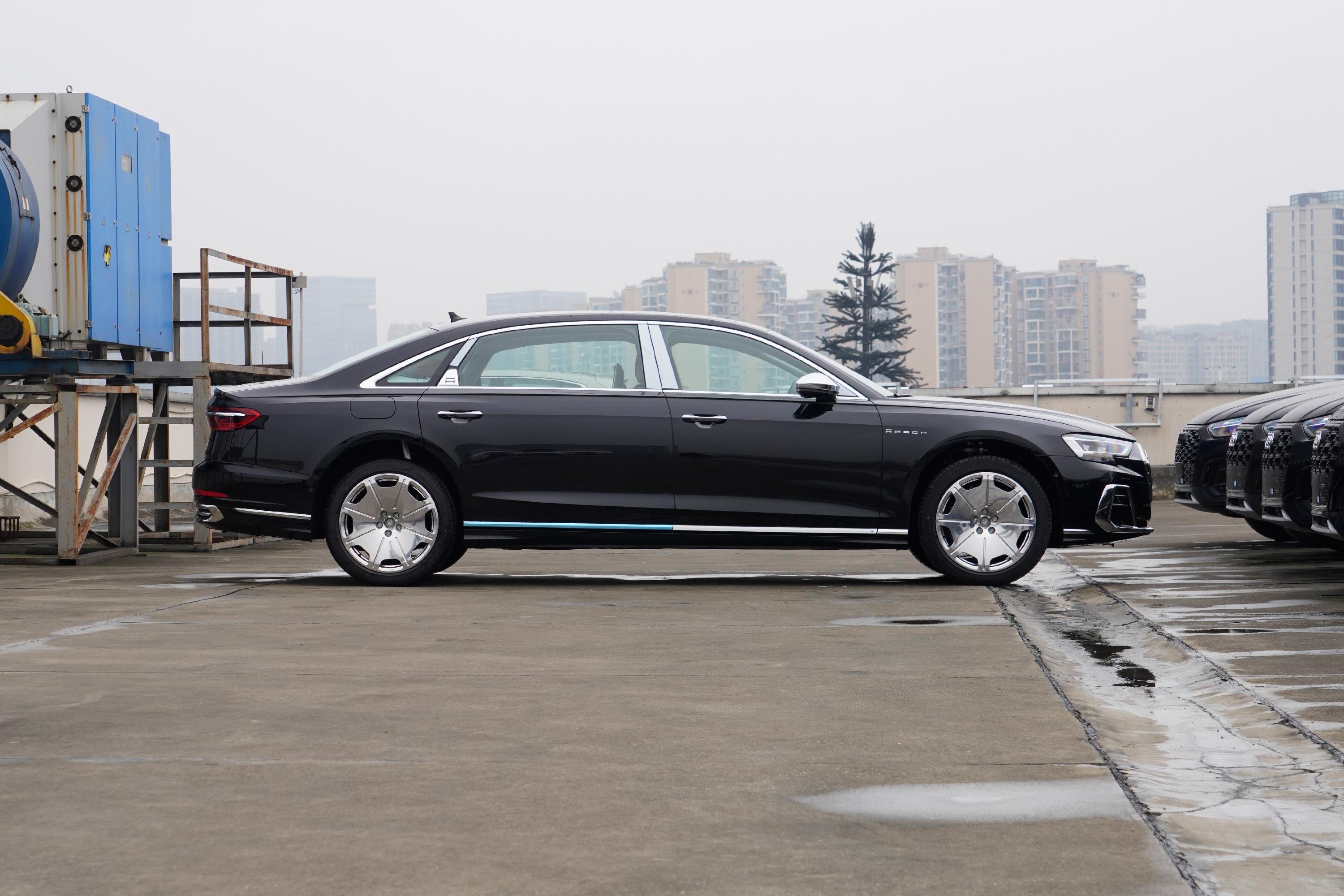 【奥迪A8A8L Horch创始人版 55 TFSI正侧车头向右水平图片-汽车图片大全】-易车