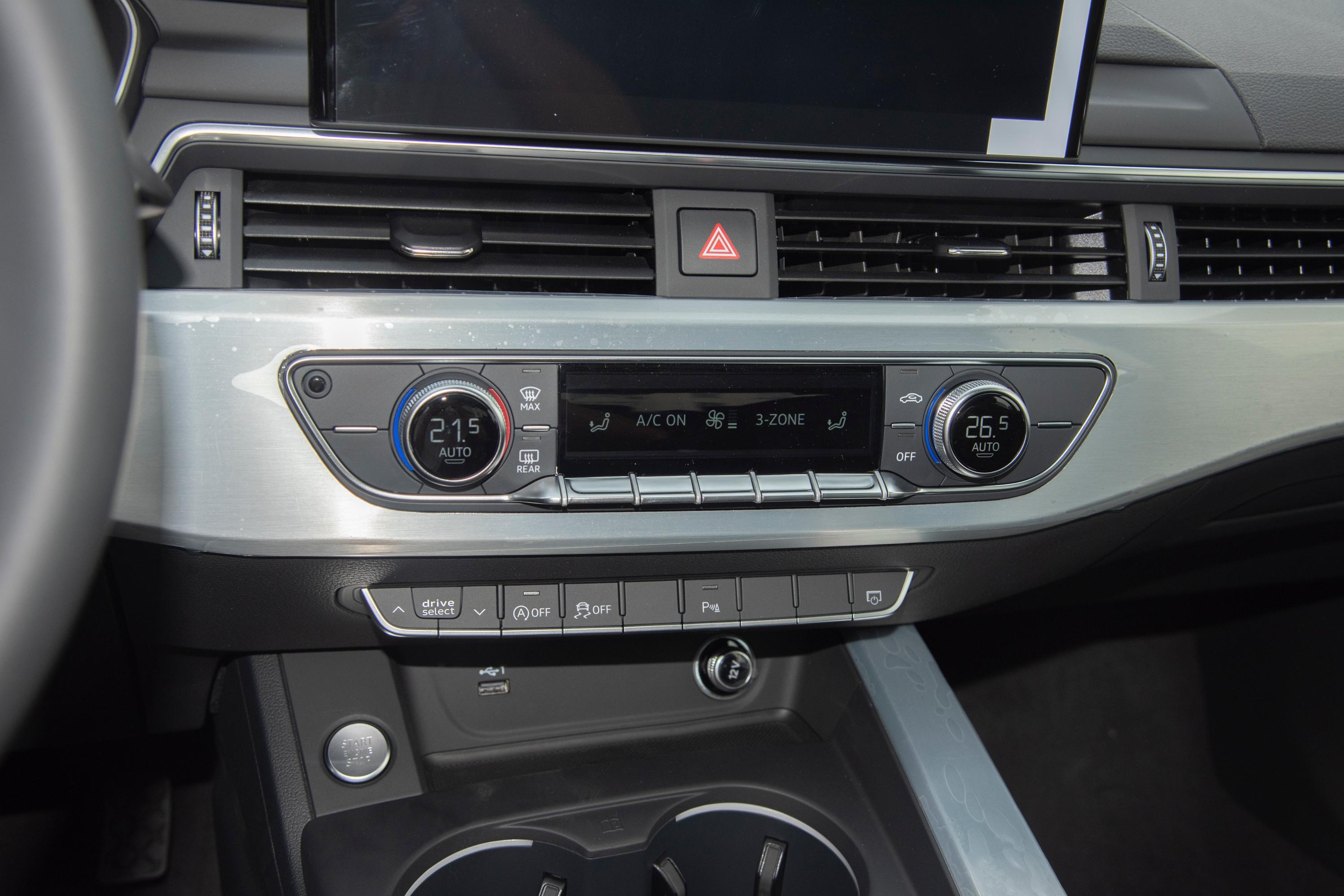 【奥迪A4L200万辆悦享版 40 TFSI 时尚动感型空调图片-汽车图片大全】-易车