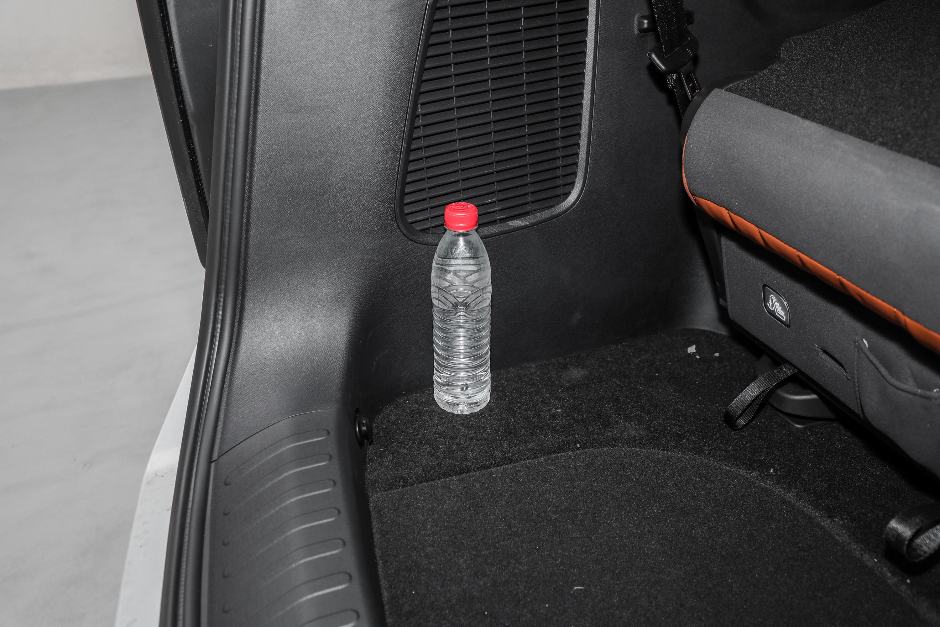 【传祺E9超级快充 2.0T 136km 宗师版后备厢图片-汽车图片大全】-易车