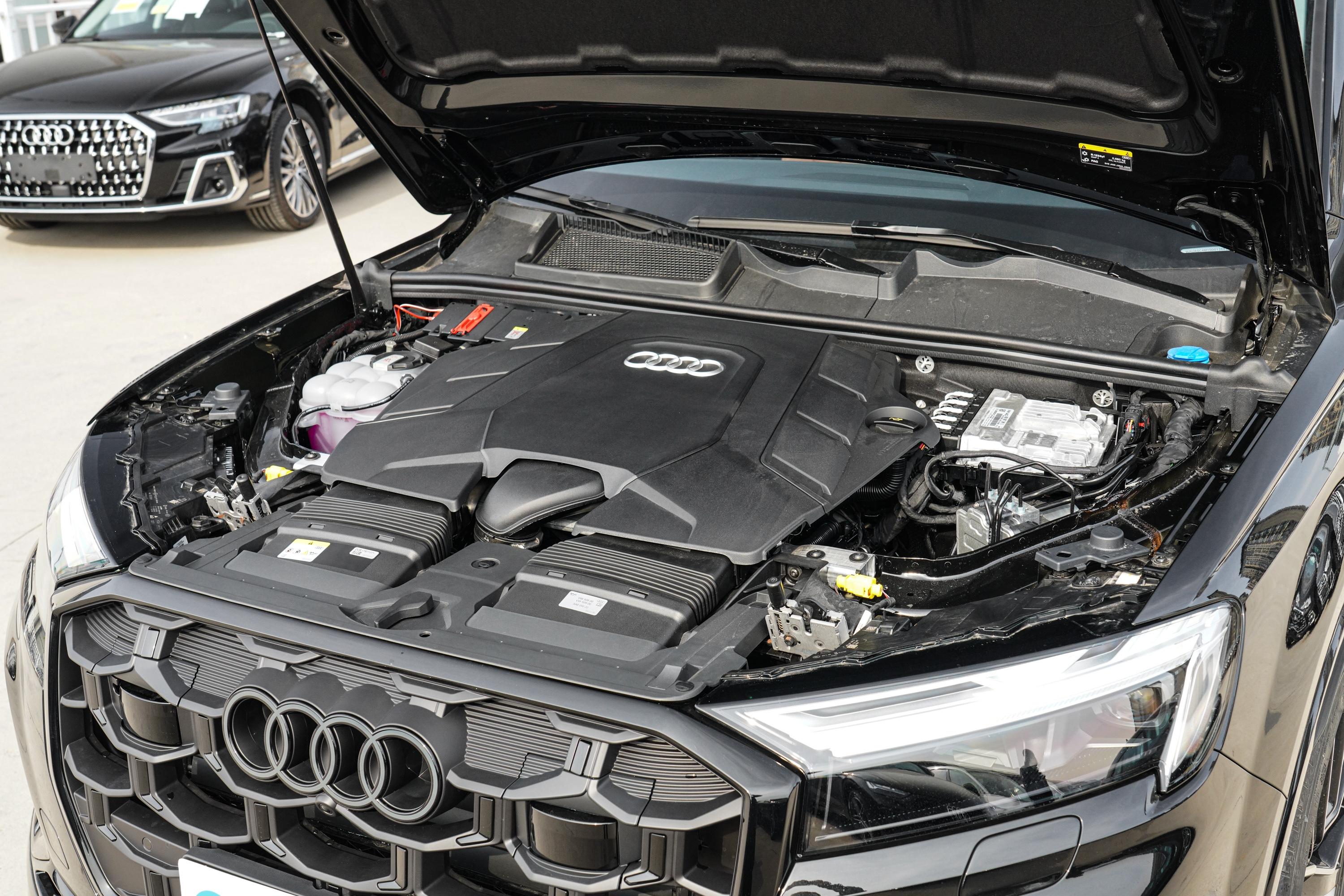 【奥迪Q755 TFSI quattro S line黑武士型 7座动力底盘图片-汽车图片大全】-易车