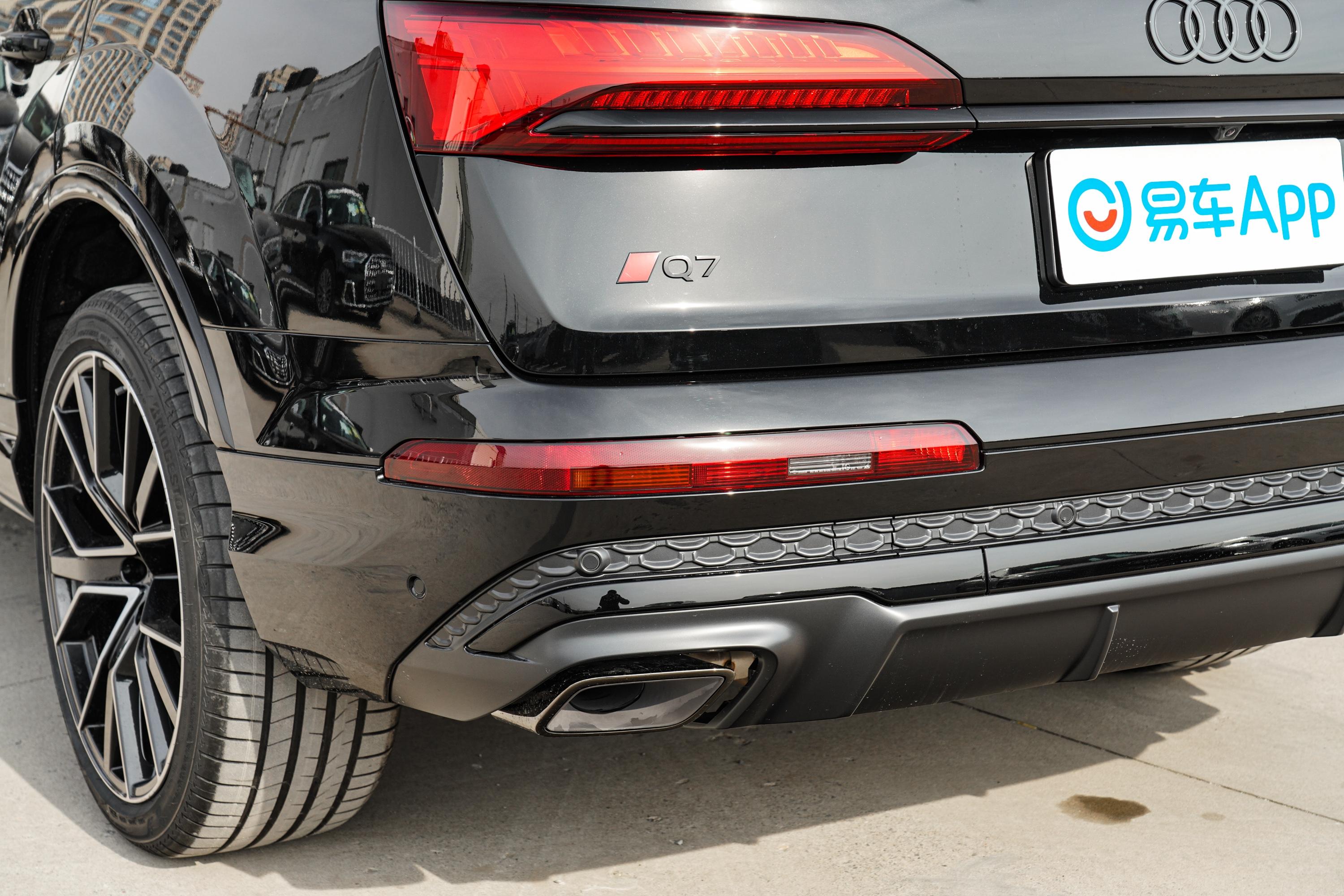 【奥迪Q755 TFSI quattro S line黑武士型 7座外观细节图片-汽车图片大全】-易车