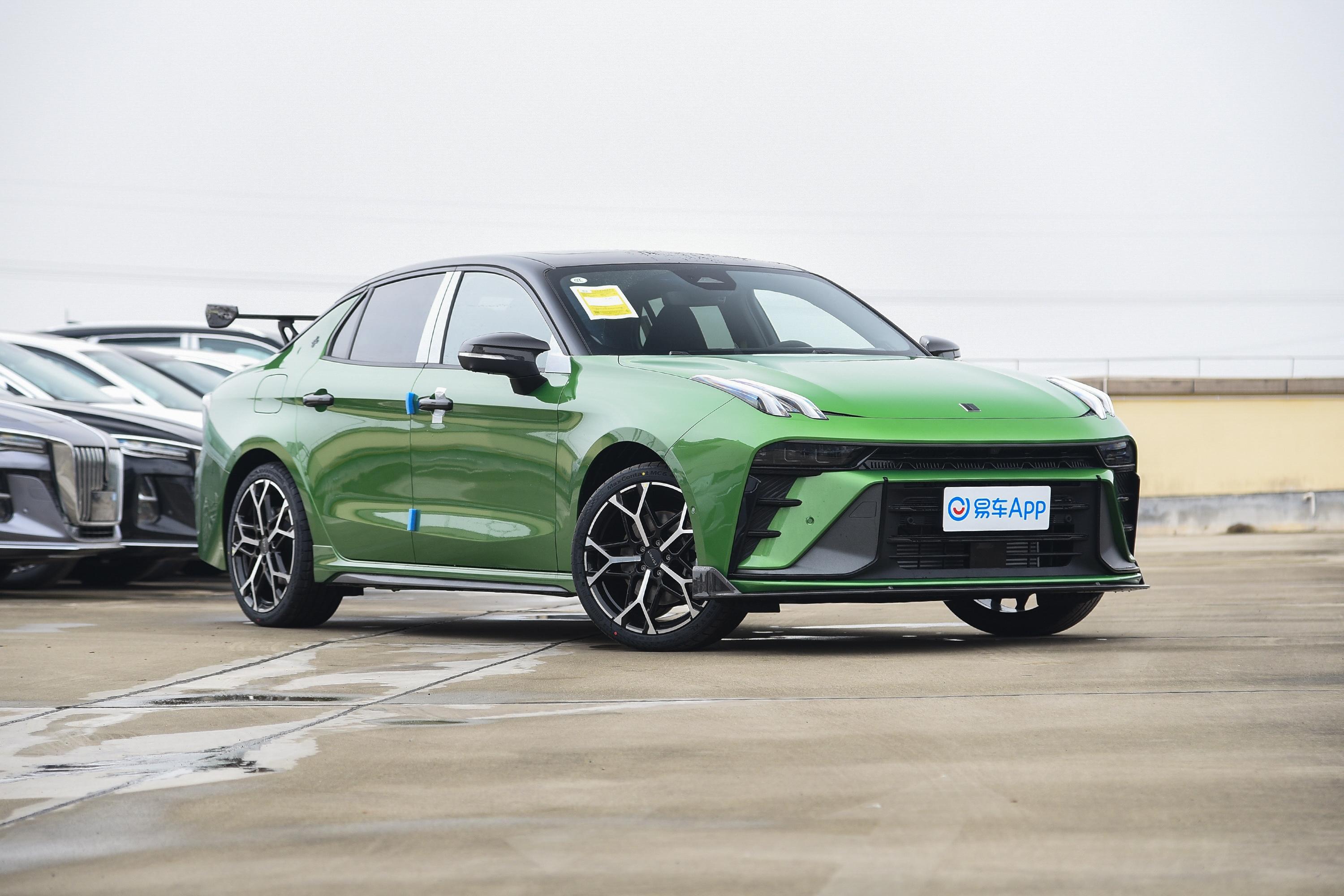 【领克0303+ 2.0T 自动四驱性能套装 5座侧前45度车头向右水平图片-汽车图片大全】-易车