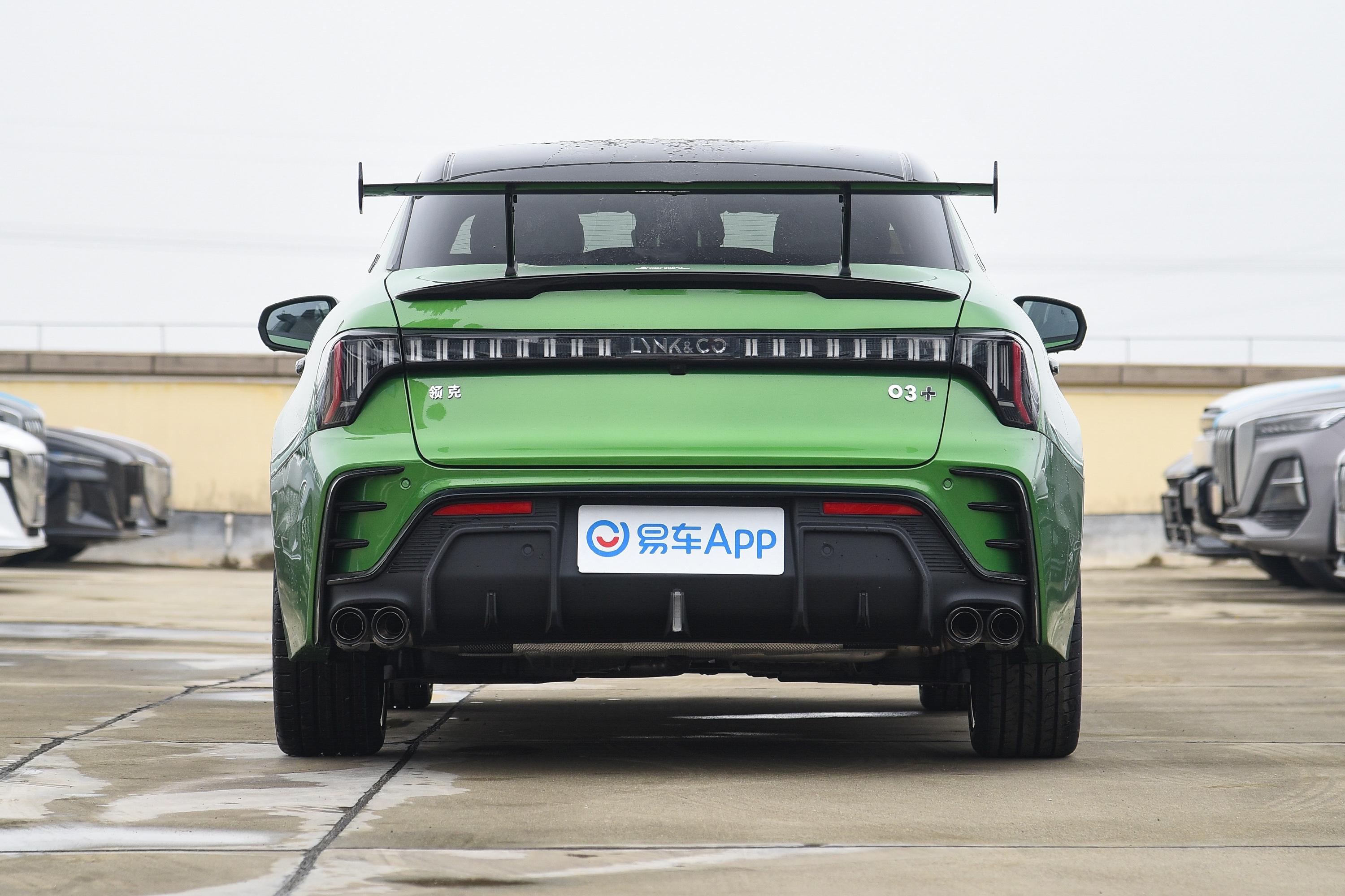 【领克0303+ 2.0T 自动四驱性能套装 5座正后水平图片-汽车图片大全】-易车