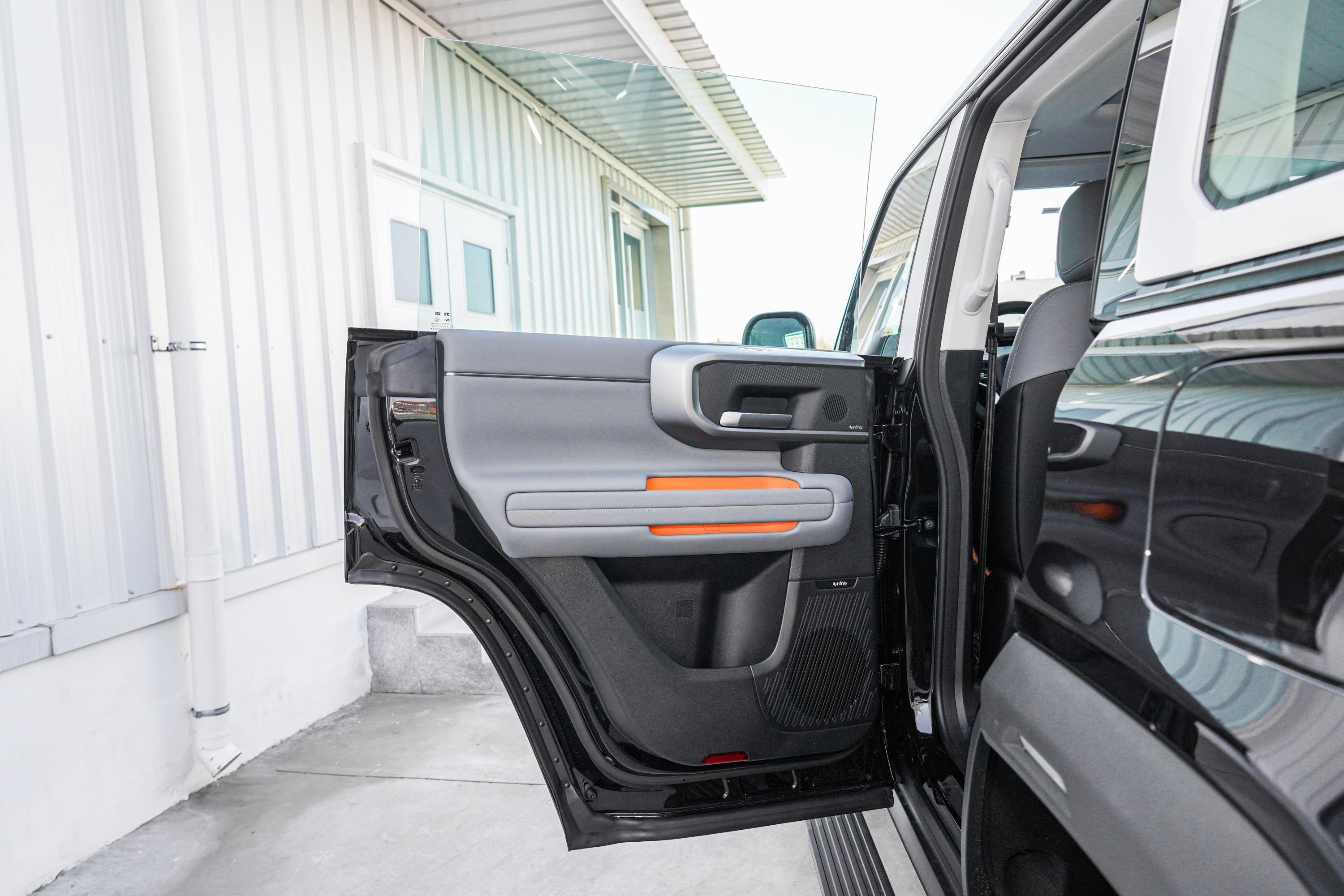 【北京越野BJ40增程1.5T 152km 进阶版驾驶员侧后车门图片-汽车图片大全】-易车