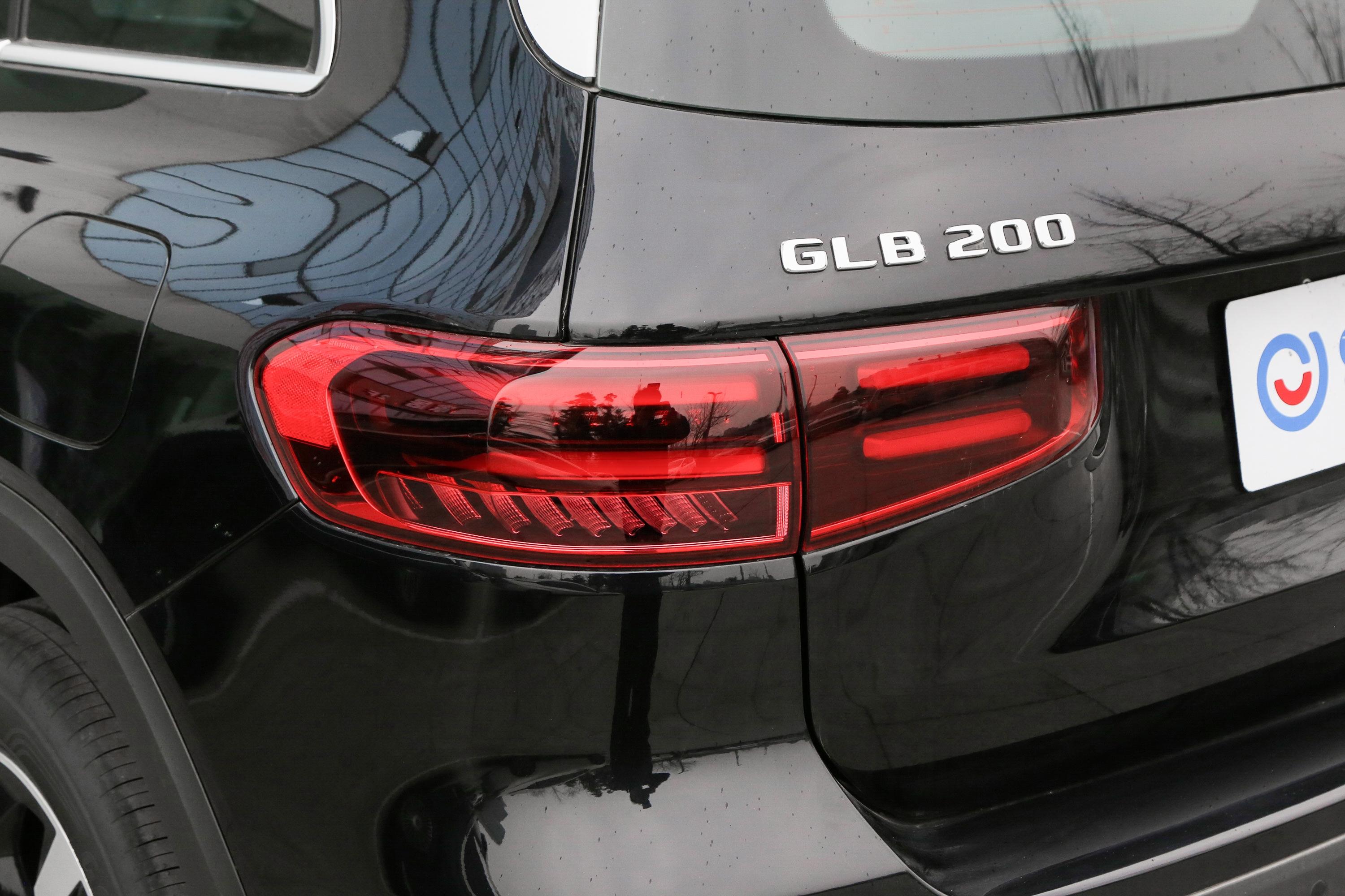 【奔驰GLBGLB 200 动感型 5座尾灯侧45度俯拍图片-汽车图片大全】-易车