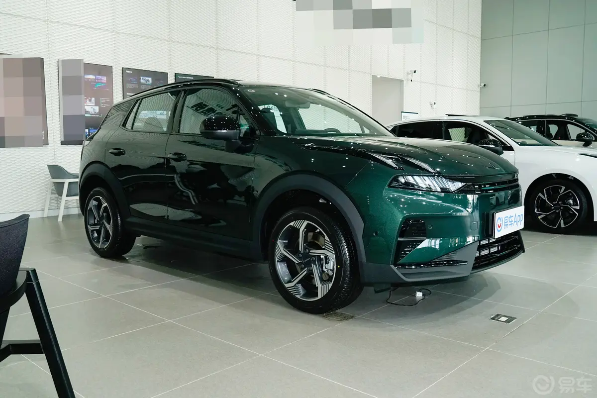 【领克06Renew 1.5T Halo侧前45度车头向右水平图片-汽车图片大全】-易车