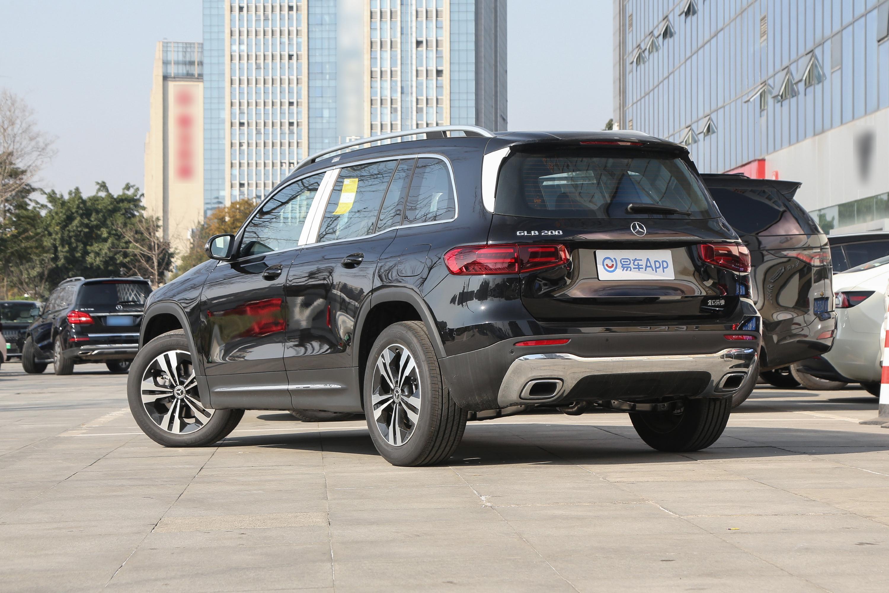 【奔驰GLBGLB 200 动感型 5座侧后45度车头向左水平图片-汽车图片大全】-易车