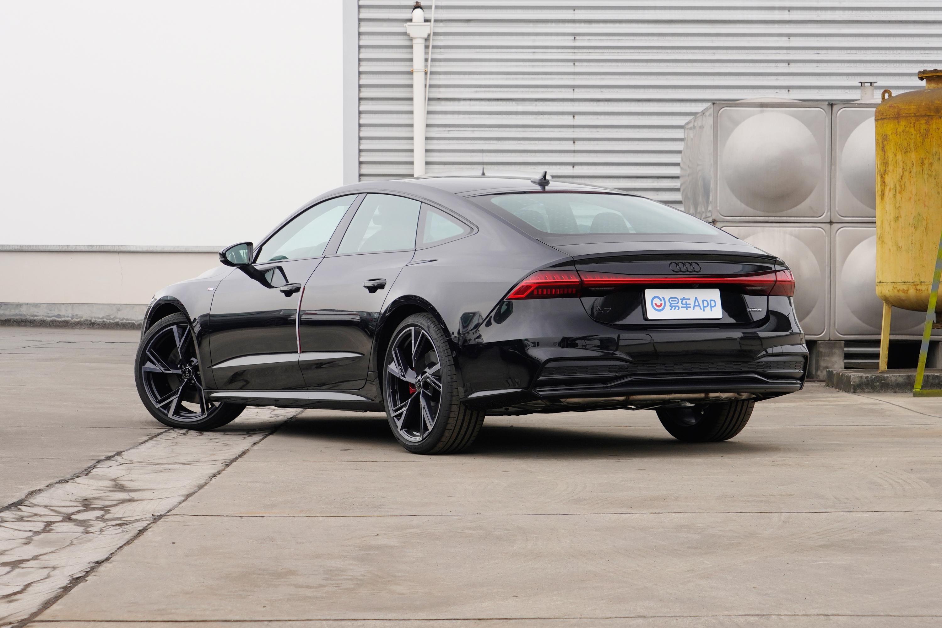 【奥迪A755 TFSI quattro 尊享型侧后45度车头向左水平图片-汽车图片大全】-易车