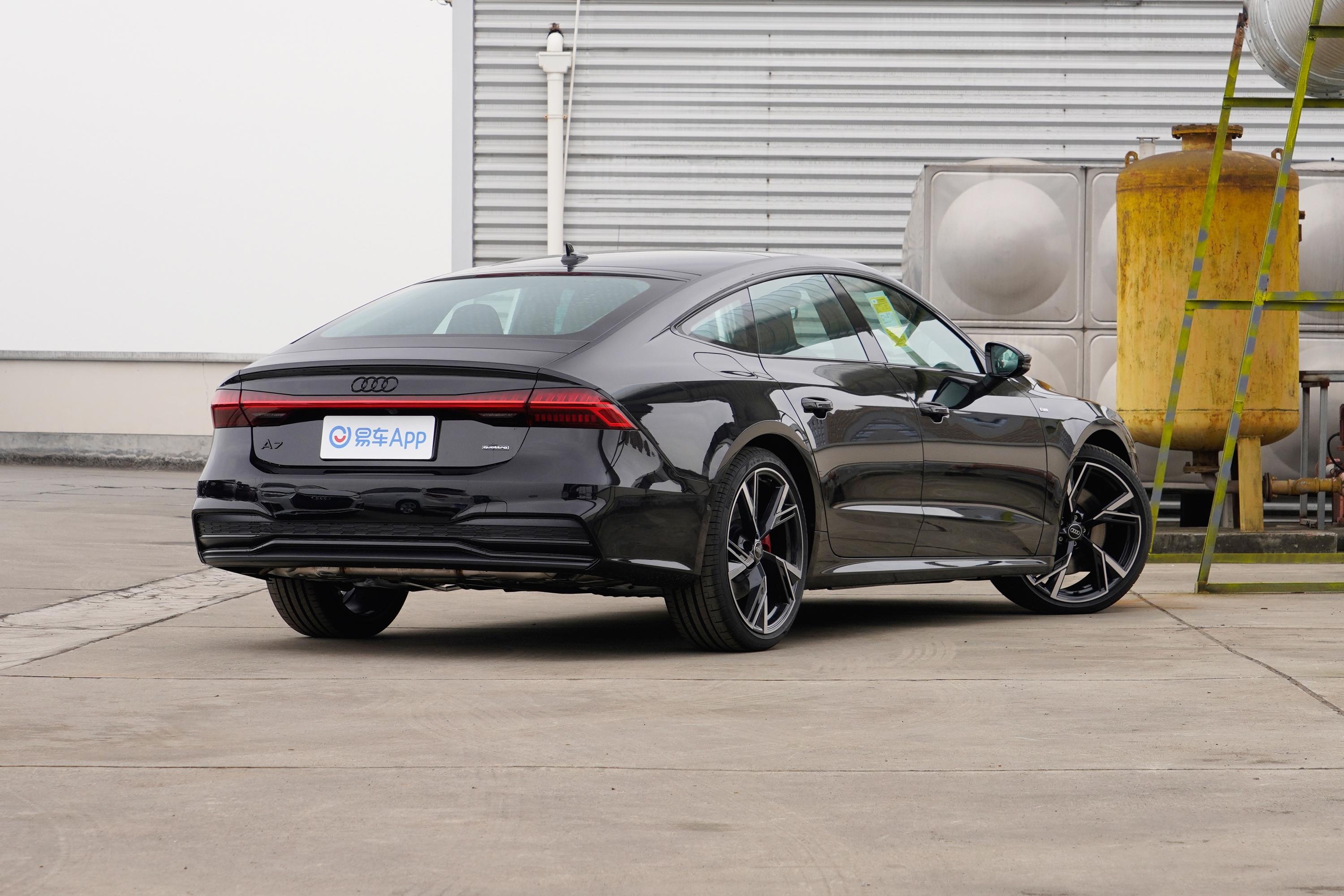 【奥迪A755 TFSI quattro 尊享型侧后45度车头向右水平图片-汽车图片大全】-易车