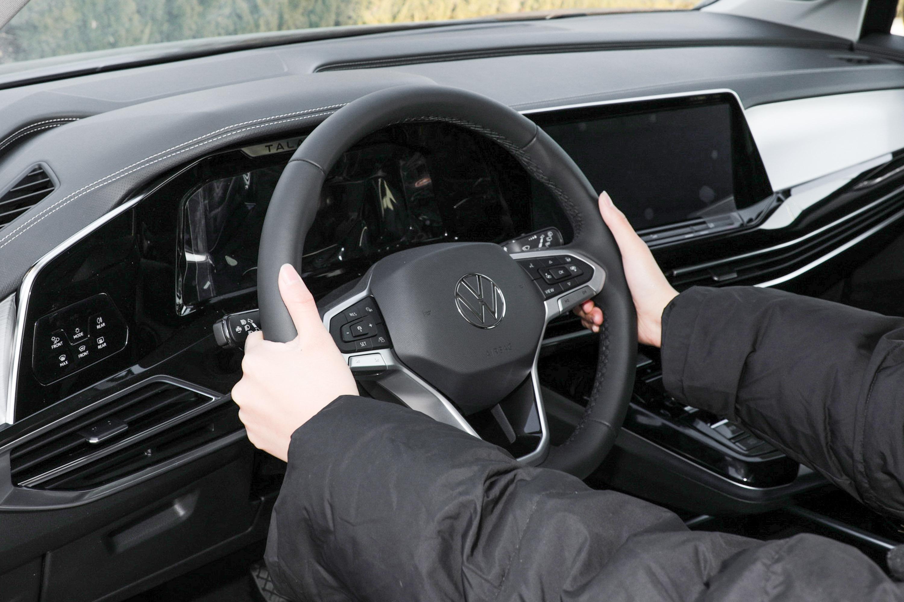 【揽境众享款 530TSI 四驱旗舰胜境版Pro 6座主驾驶位图片-汽车图片大全】-易车