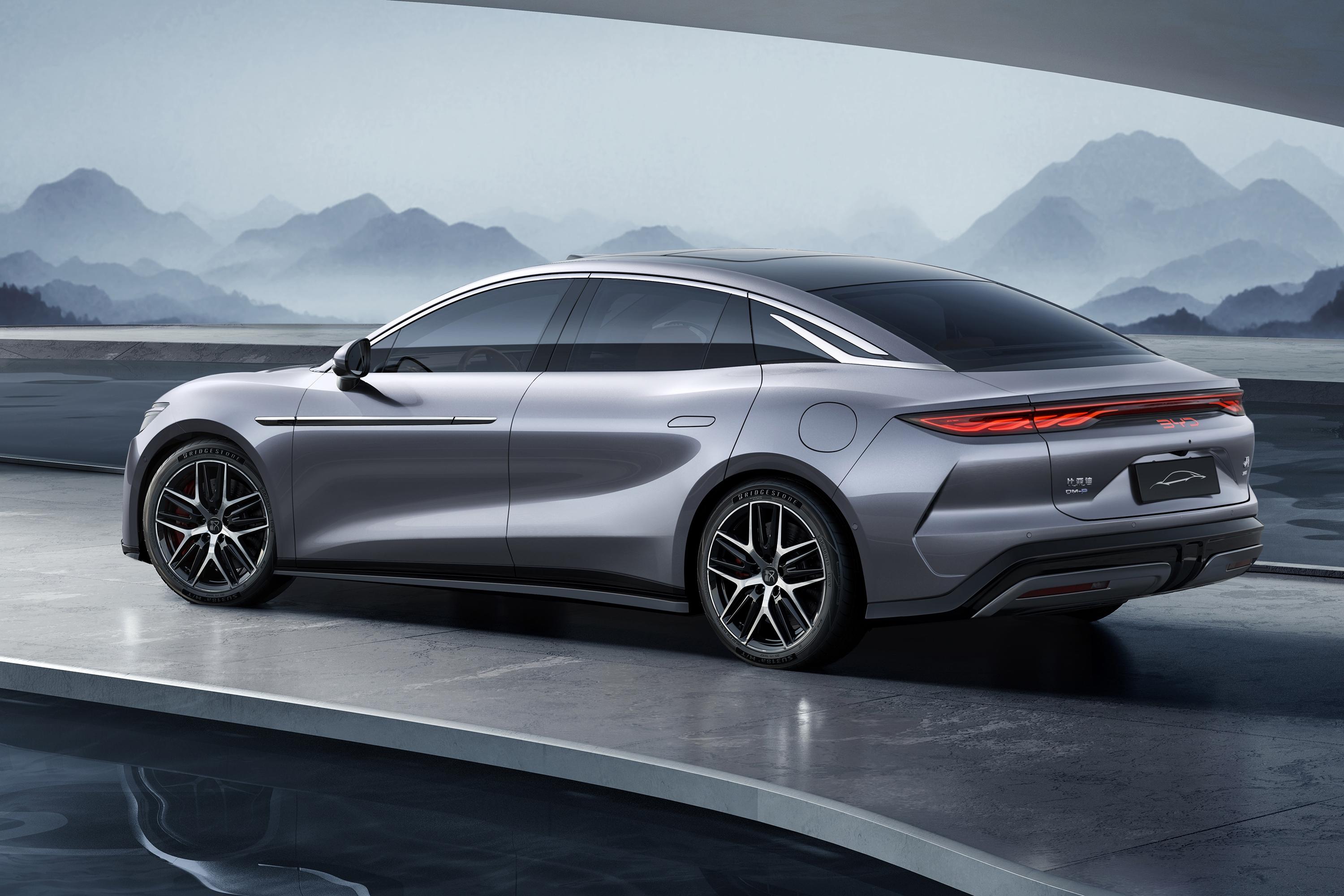 【汉LDM-p 1.5T 180km 四驱激光雷达旗舰型侧后45度车头向左水平图片-汽车图片大全】-易车