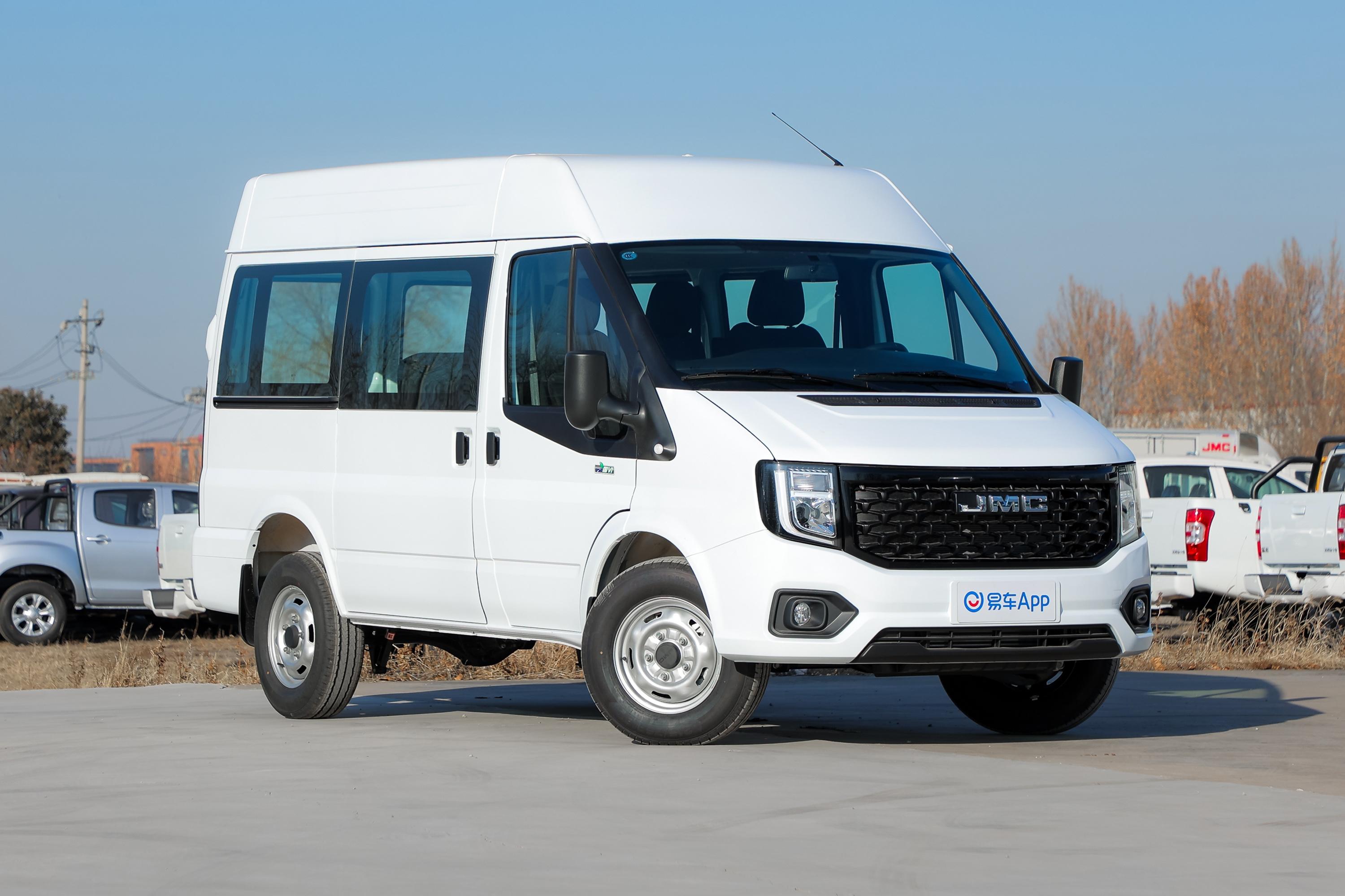 【江铃福顺2.0T 手动短轴中顶商运型多功能乘用车 6座 柴油侧前45度车头向右水平图片-汽车图片大全】-易车