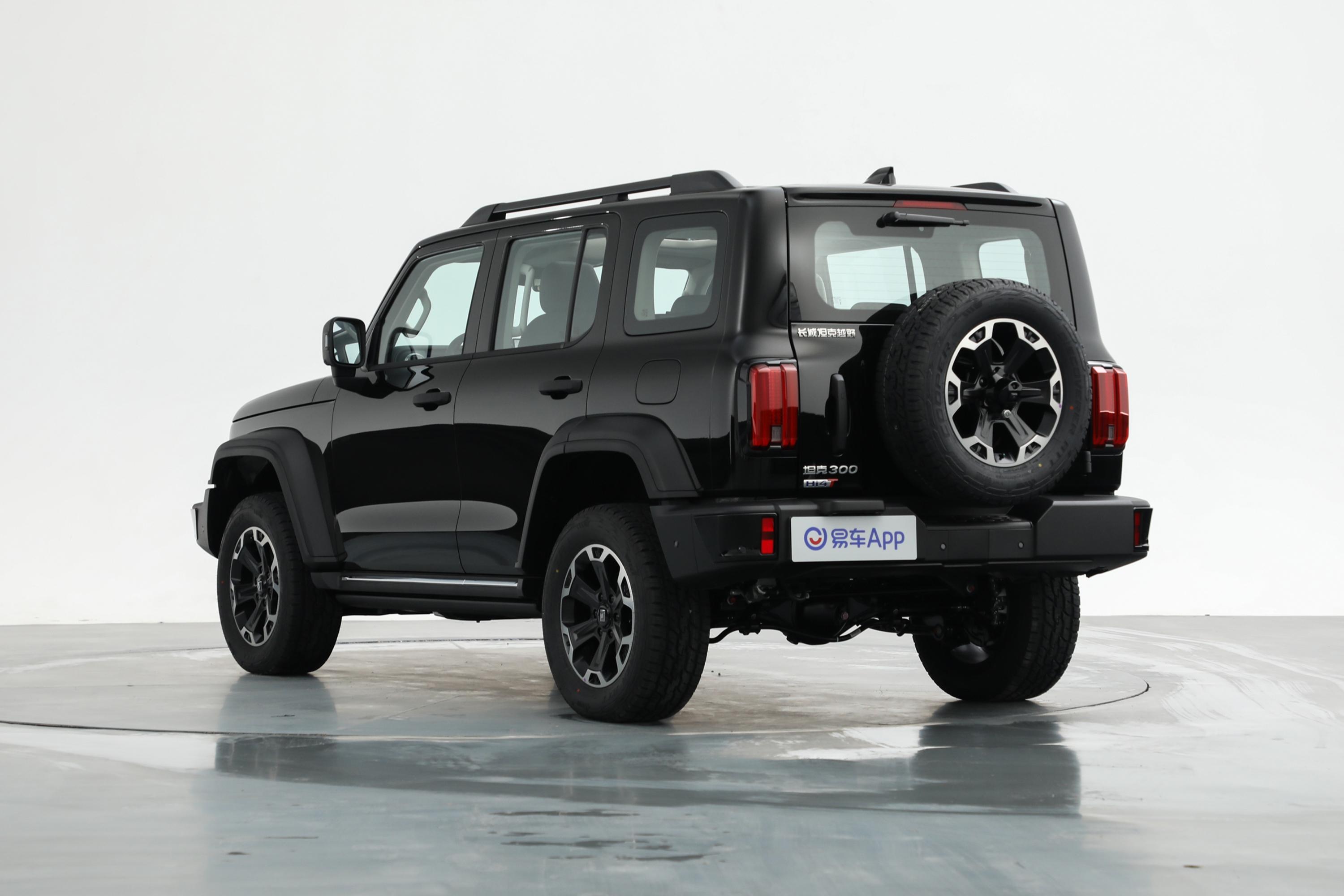 【坦克300新能源2.0T Hi4-T侧后45度车头向左水平图片-汽车图片大全】-易车