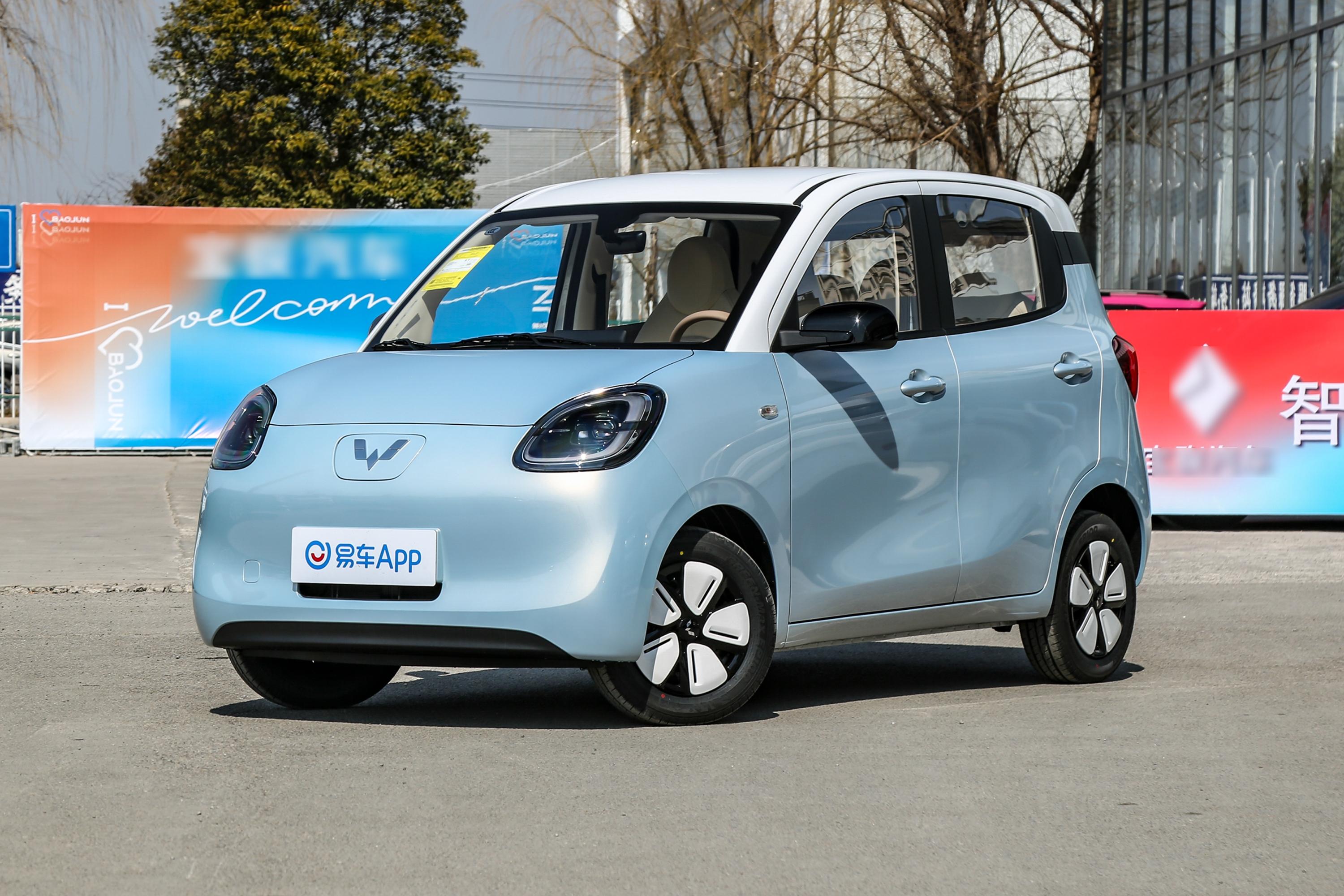 【宏光MINIEV四门版 205km 臻享＋款侧前45度车头向左水平图片-汽车图片大全】-易车
