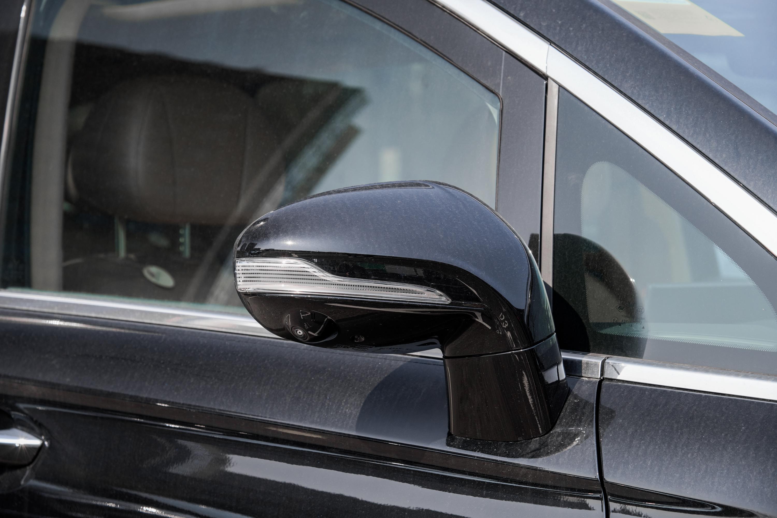 【岚图梦想家插电混动 1.5T 235km 四驱卓越鲲鹏版外观细节图片-汽车图片大全】-易车