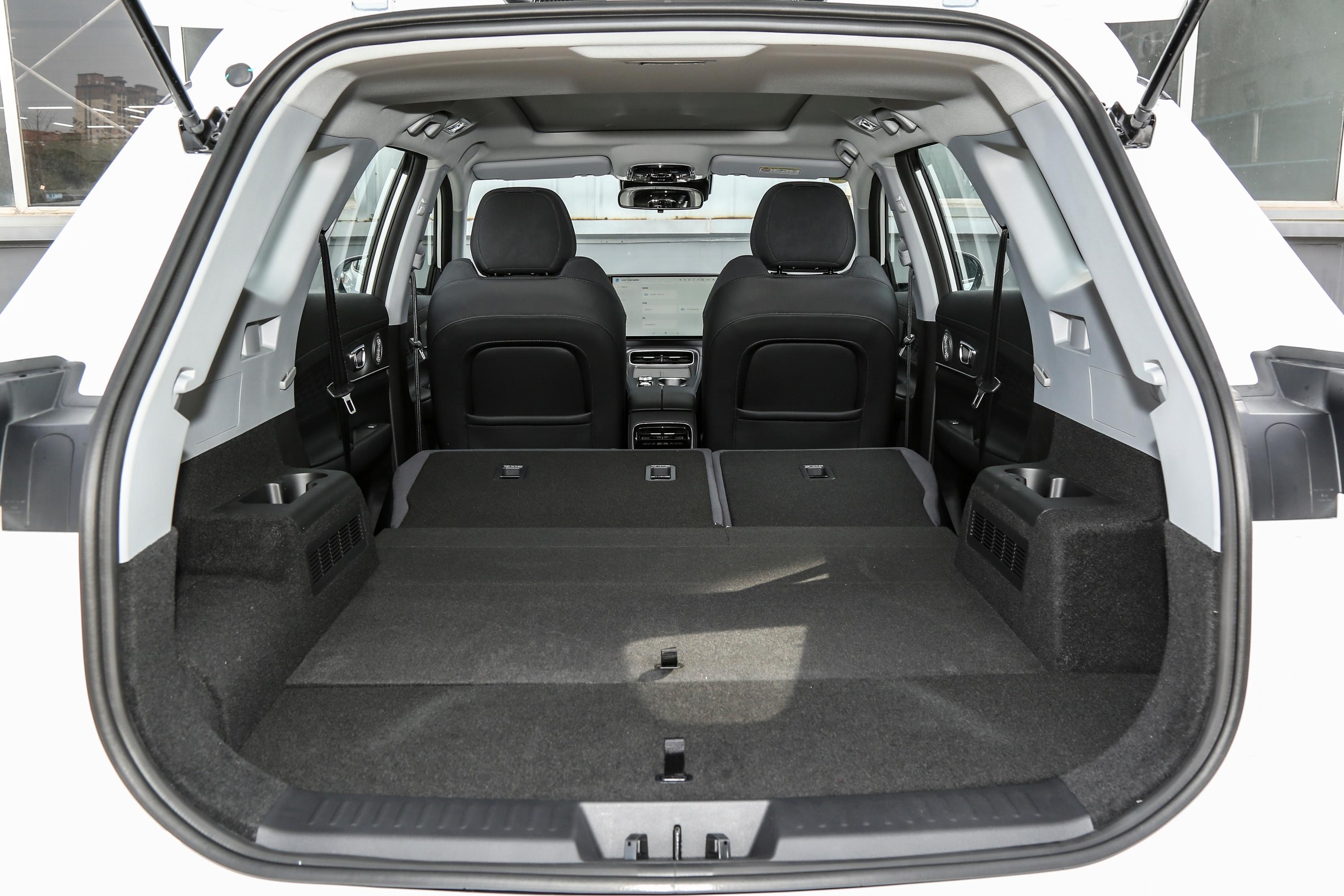 【风云T81.5T 130km 舒适版 5座两排全部放倒图片-汽车图片大全】-易车