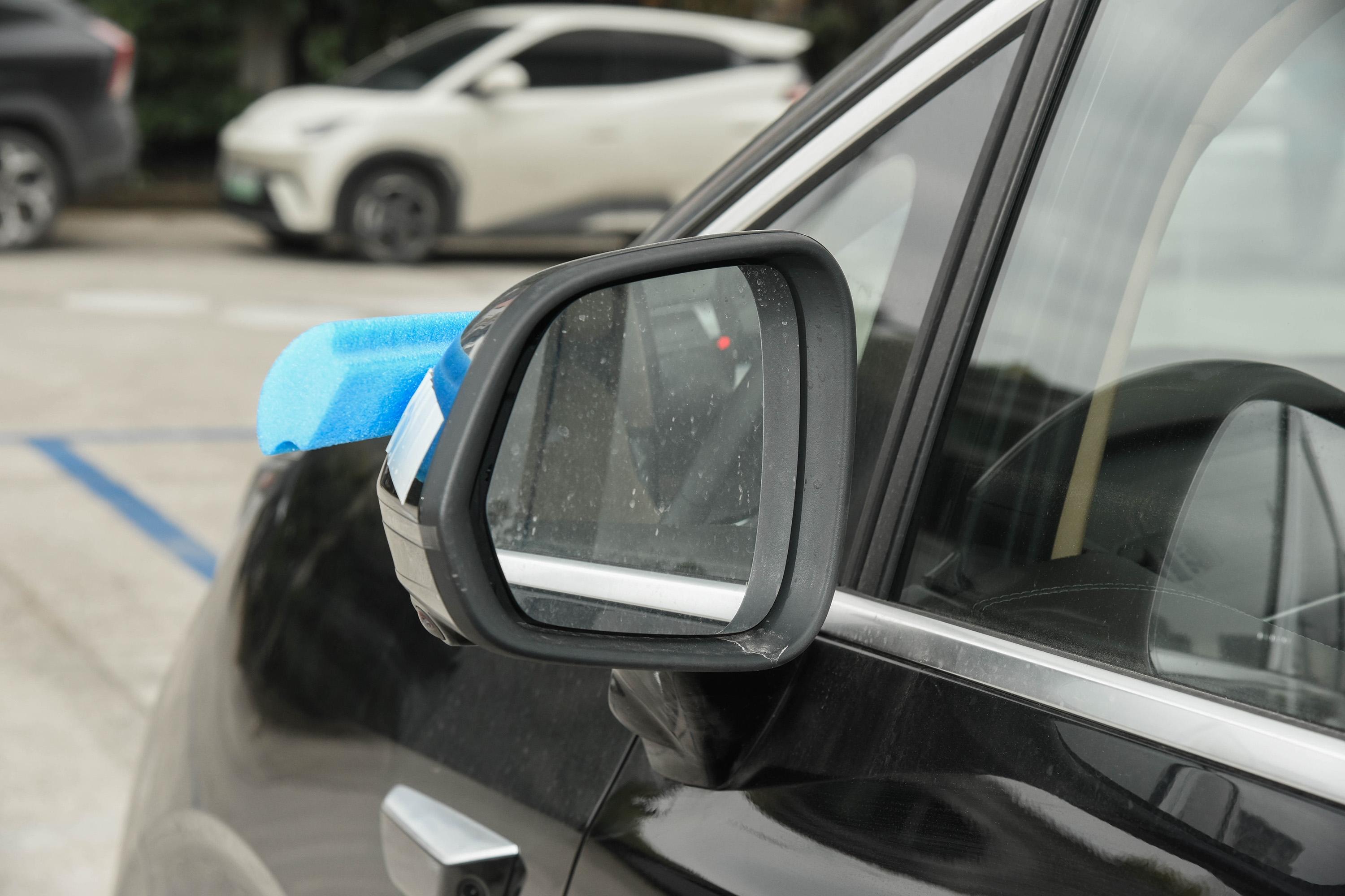 【腾势D9EV 智驾版 620km 前驱豪华型 7座后视镜镜面图片-汽车图片大全】-易车