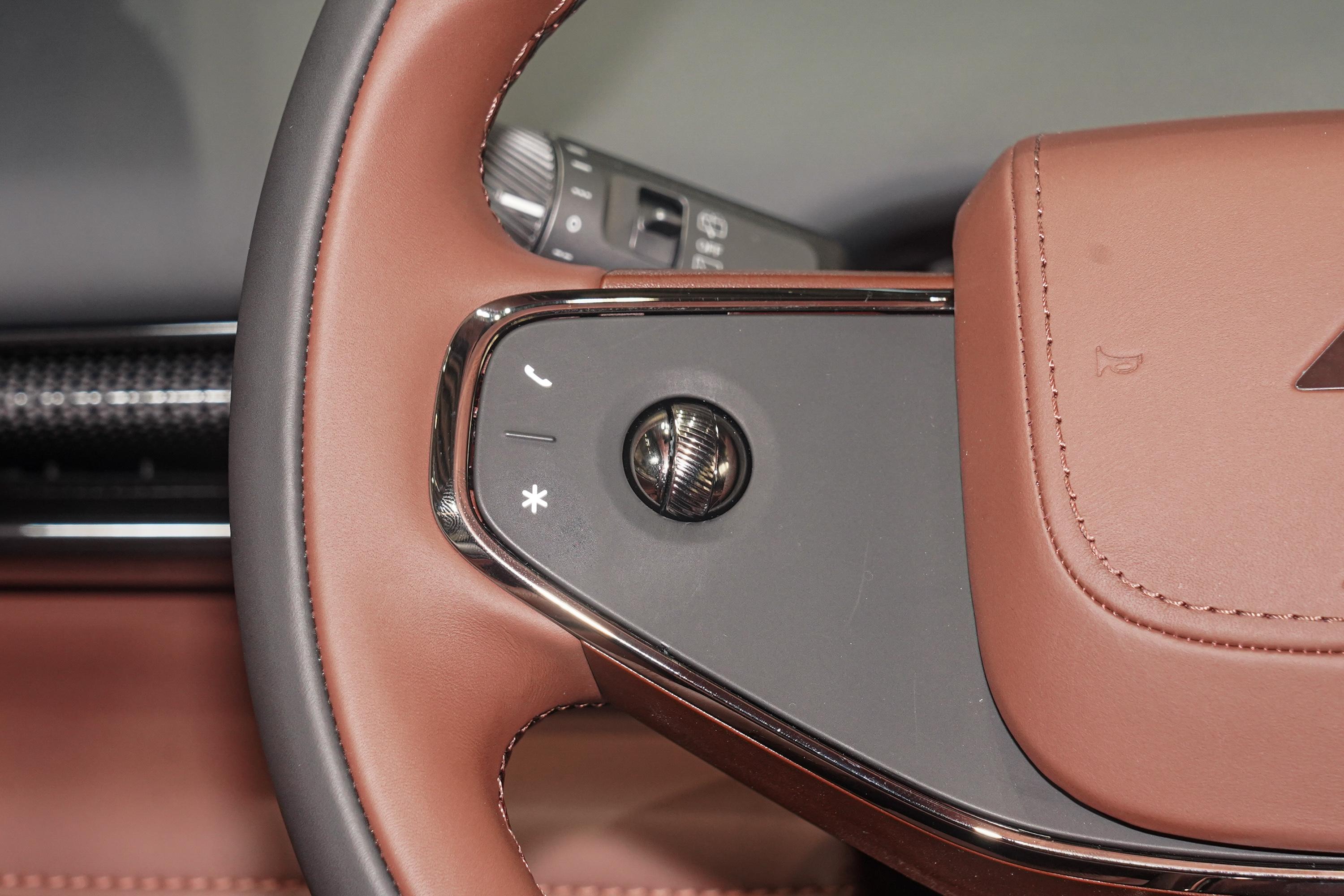 【昊铂HL纯电版 750km 后驱Max激光雷达版 6座左侧方向盘功能按键图片-汽车图片大全】-易车