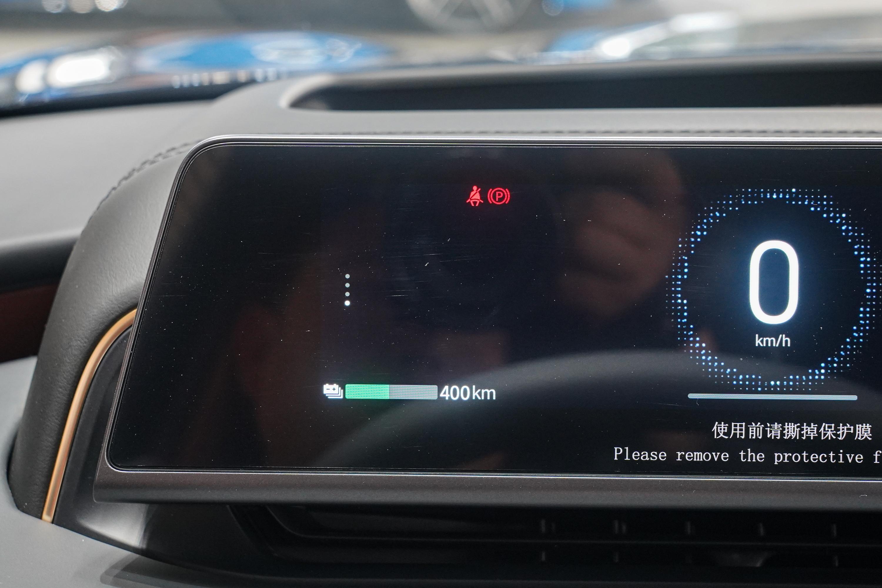 【昊铂HL纯电版 750km 后驱Max激光雷达版 6座主驾驶位图片-汽车图片大全】-易车