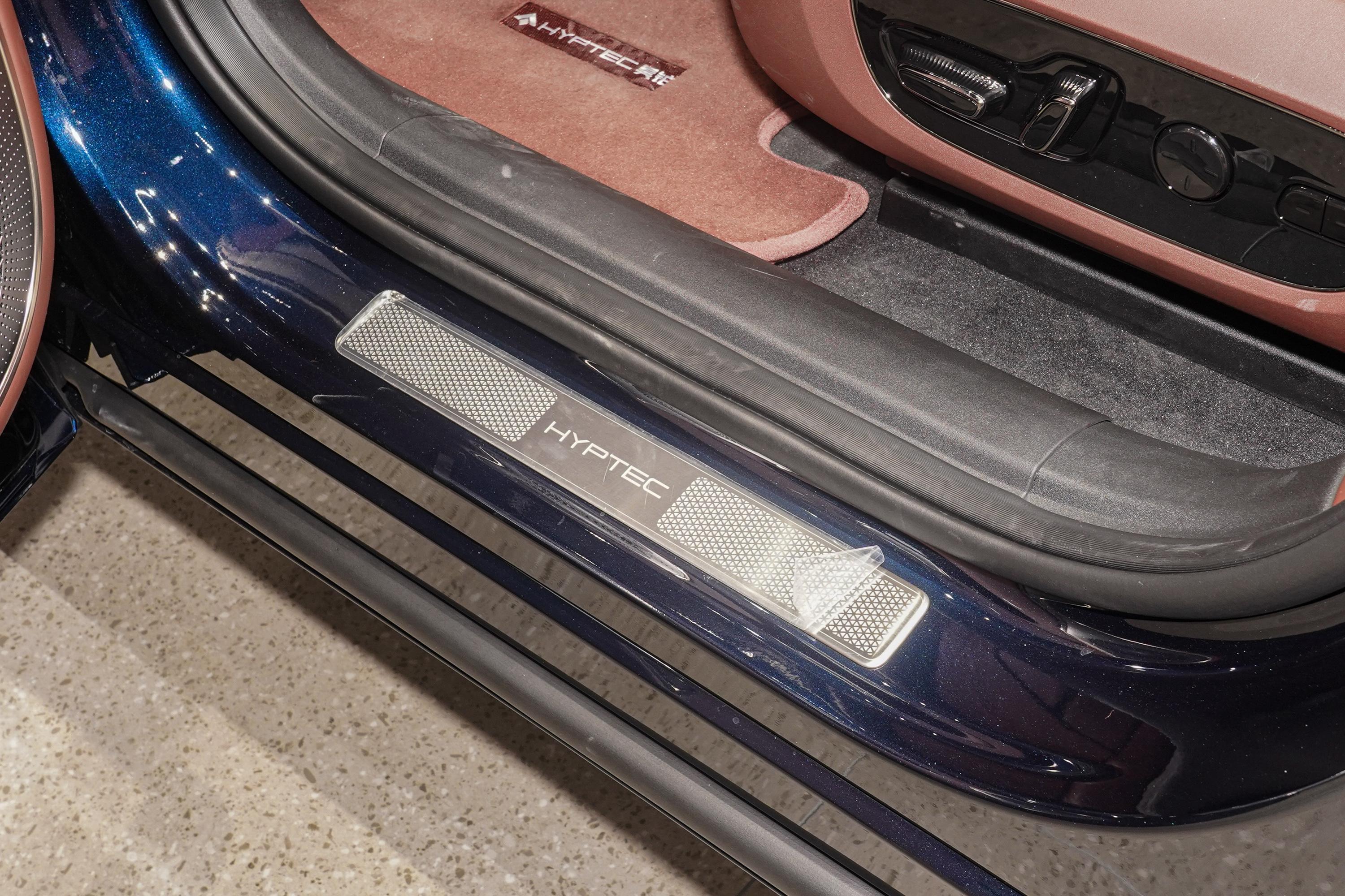 【昊铂HL纯电版 750km 后驱Max激光雷达版 6座后排空间图片-汽车图片大全】-易车