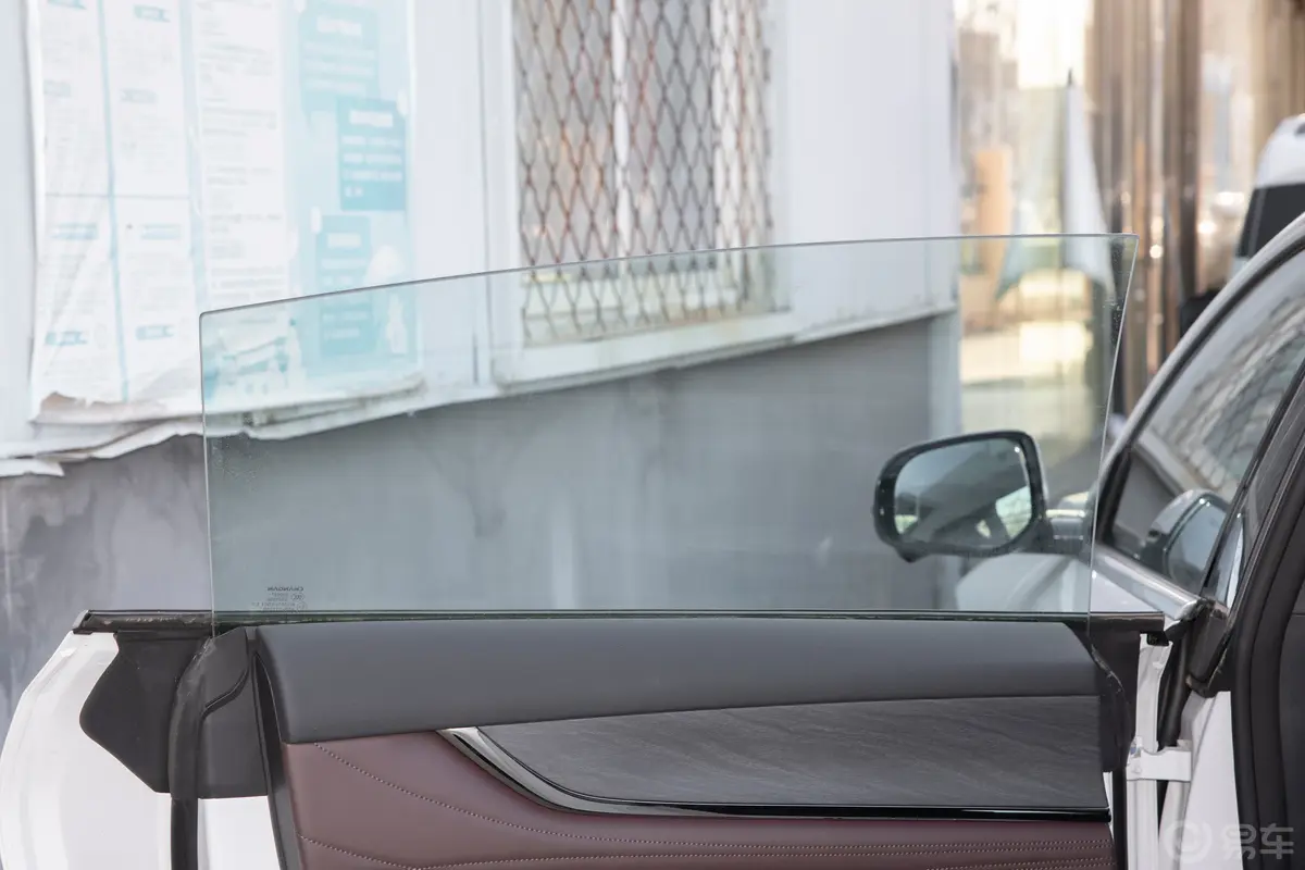 【长安启源A07纯电 蓝鲸版 710km 旗舰型后排侧窗遮阳帘图片-汽车图片大全】-易车