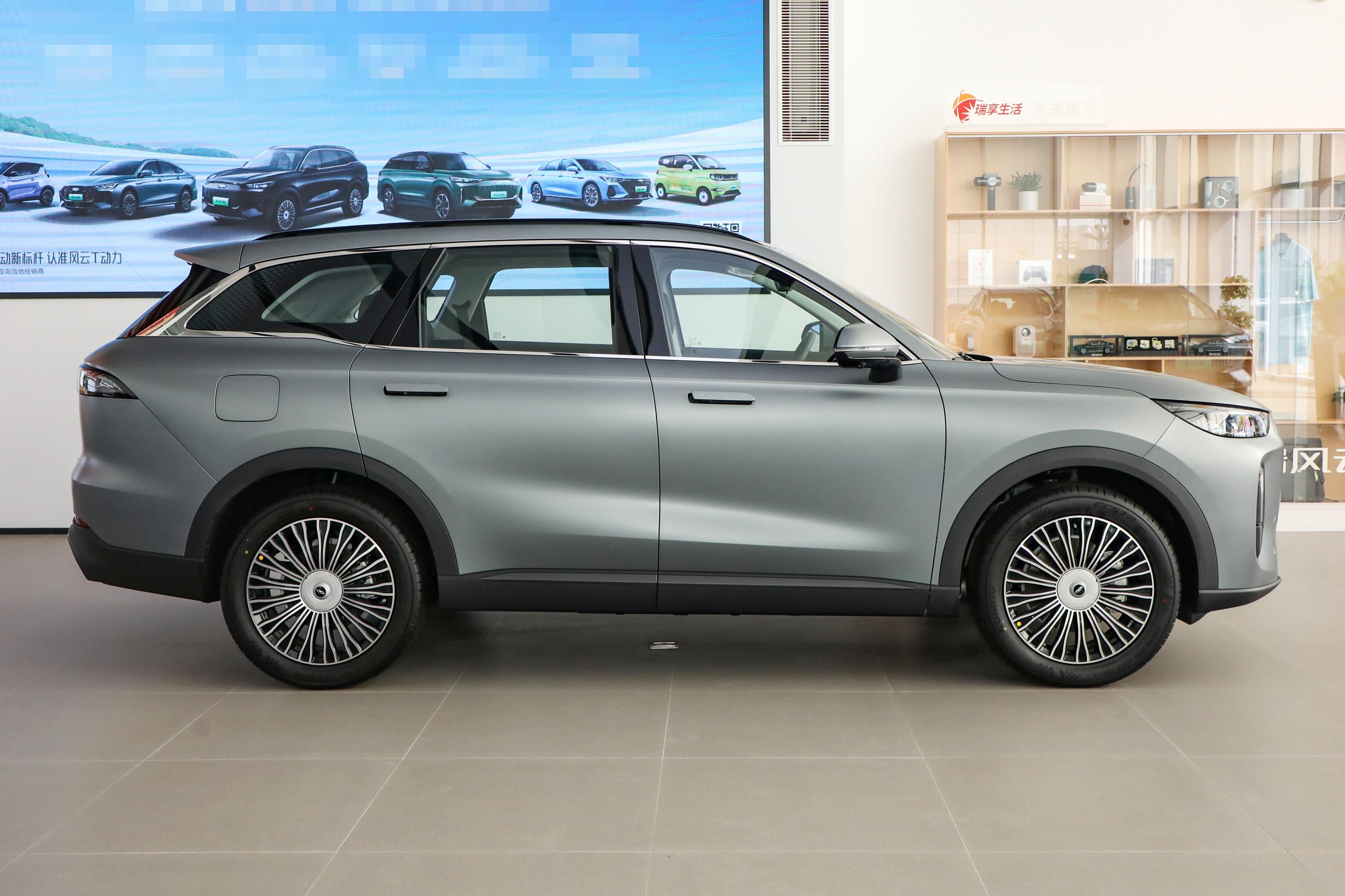 【风云T91.5T 120km 前驱长续航版旗舰型 磷酸铁锂 5座正侧车头向右水平图片-汽车图片大全】-易车