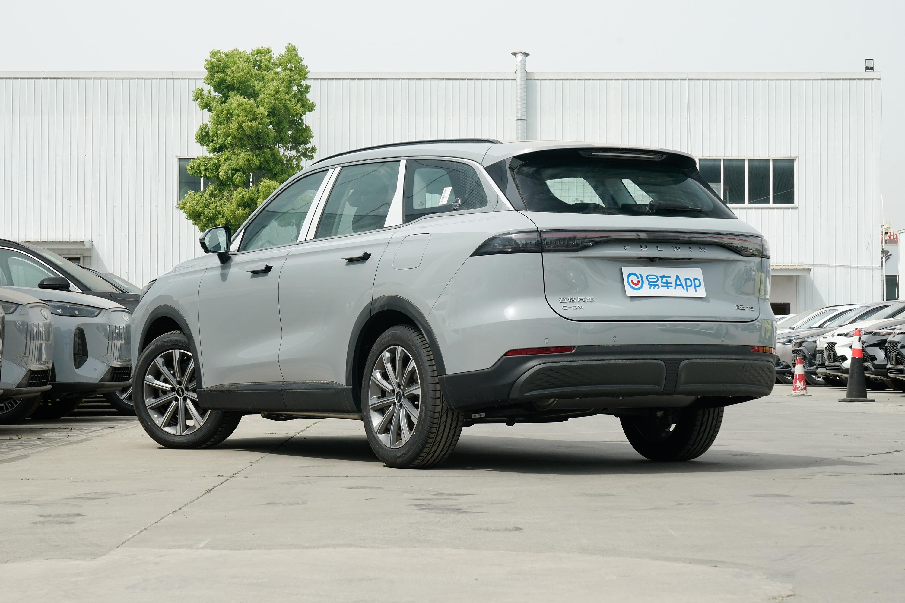 【风云T91.5T 120km 前驱长续航版尊荣型 磷酸铁锂 5座侧后45度车头向左水平图片-汽车图片大全】-易车