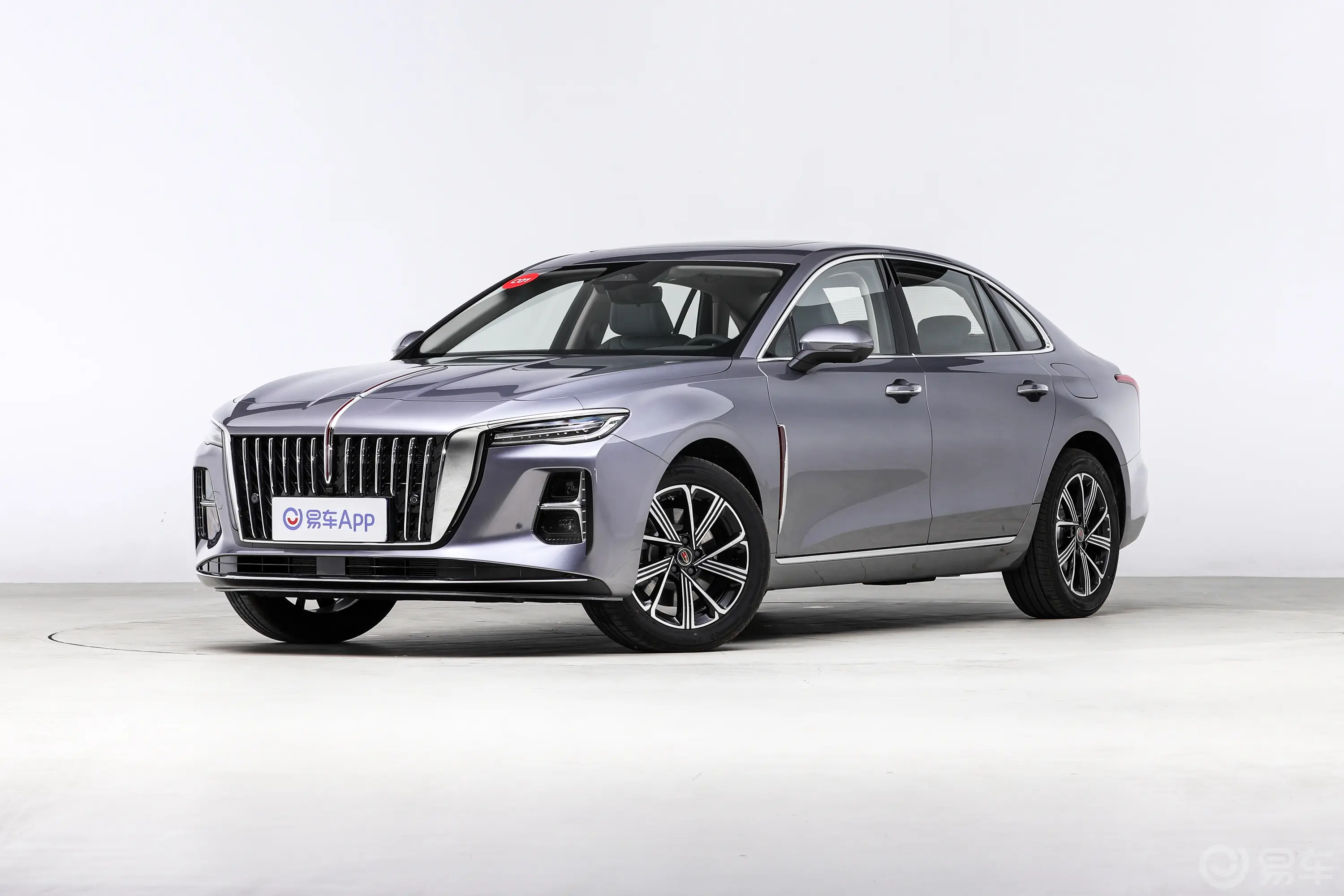 【红旗H5 PHEV1.5T 170km 超混版侧前45度车头向左水平图片-汽车图片大全】-易车