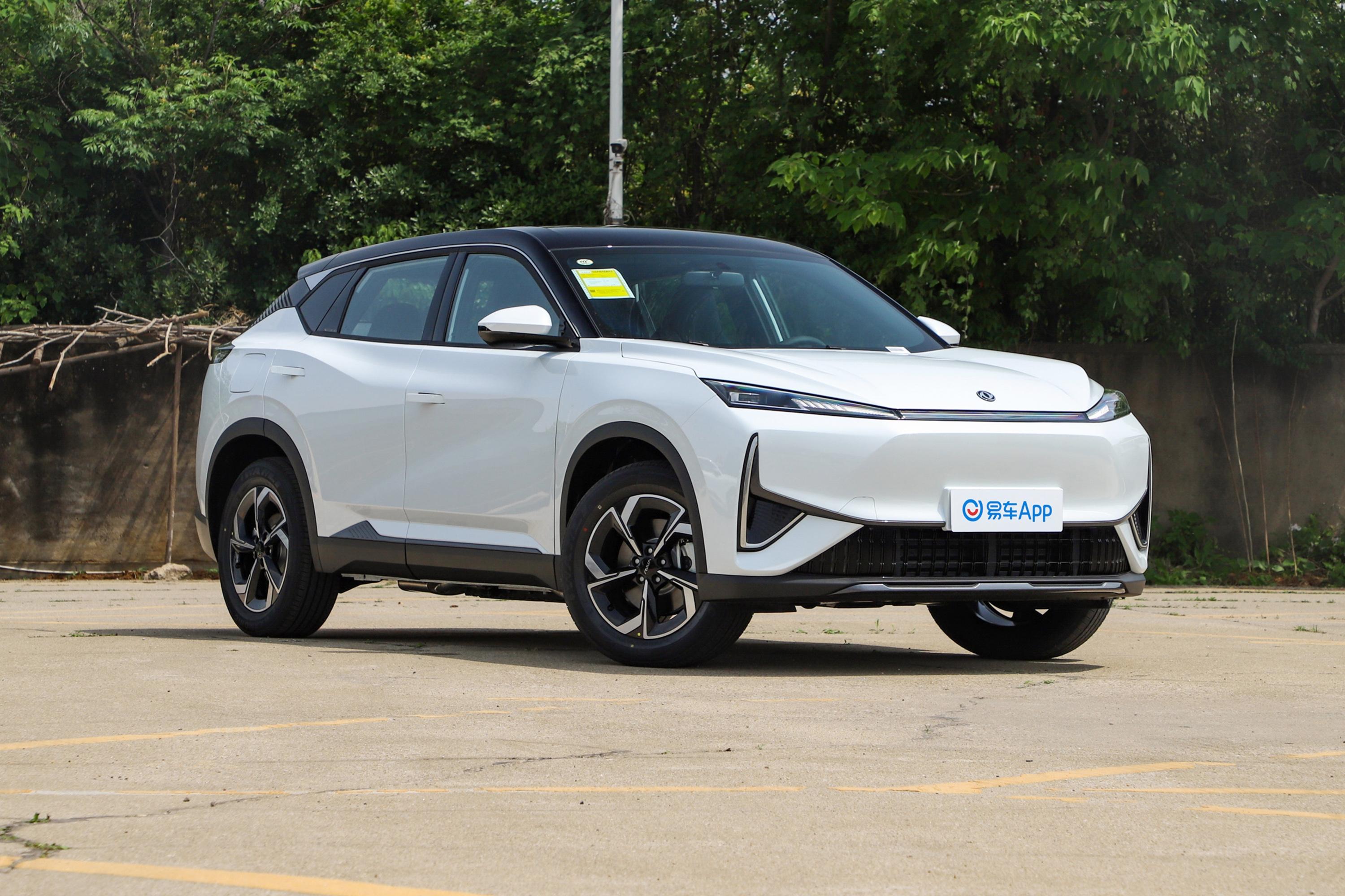 【风神L7插电混动 1.5T 205km 205超长续航畅享型侧前45度车头向右水平图片-汽车图片大全】-易车