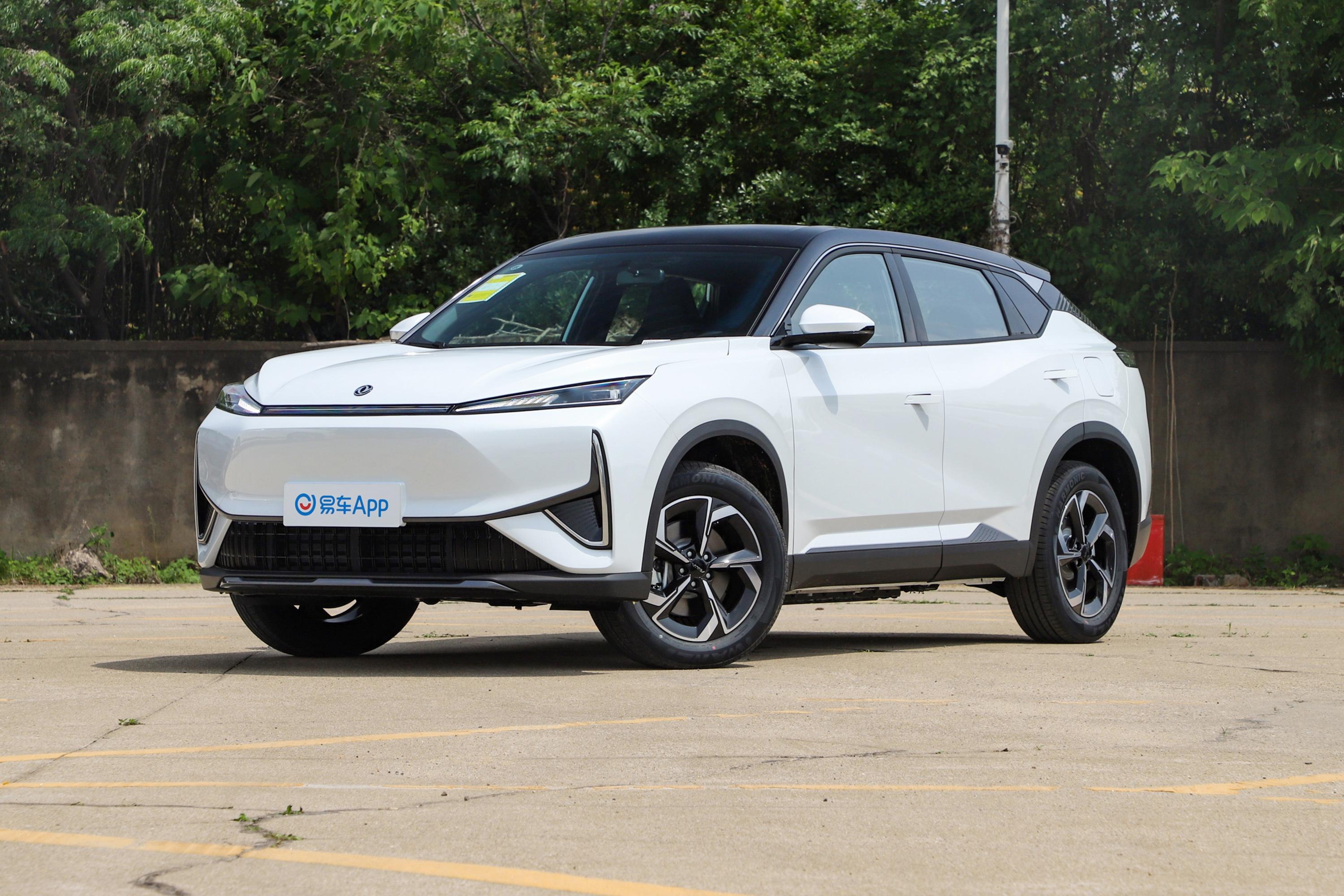 【东风风神L7插电混动 1.5T 205km 205超长续航畅享型侧前45度车头向左水平图片-汽车图片大全】-易车