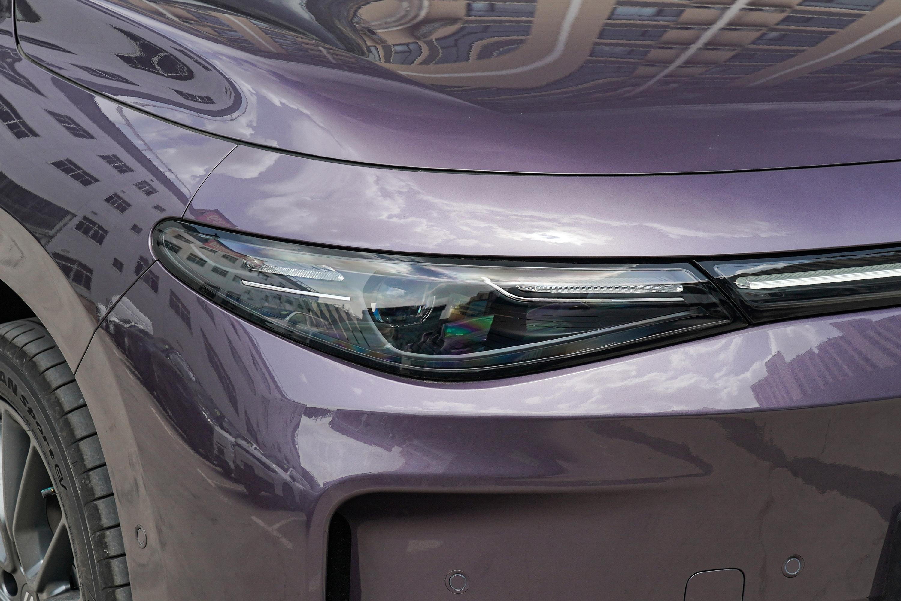 【零跑C10纯电版 605km 605悦享版大灯侧45度俯拍图片-汽车图片大全】-易车