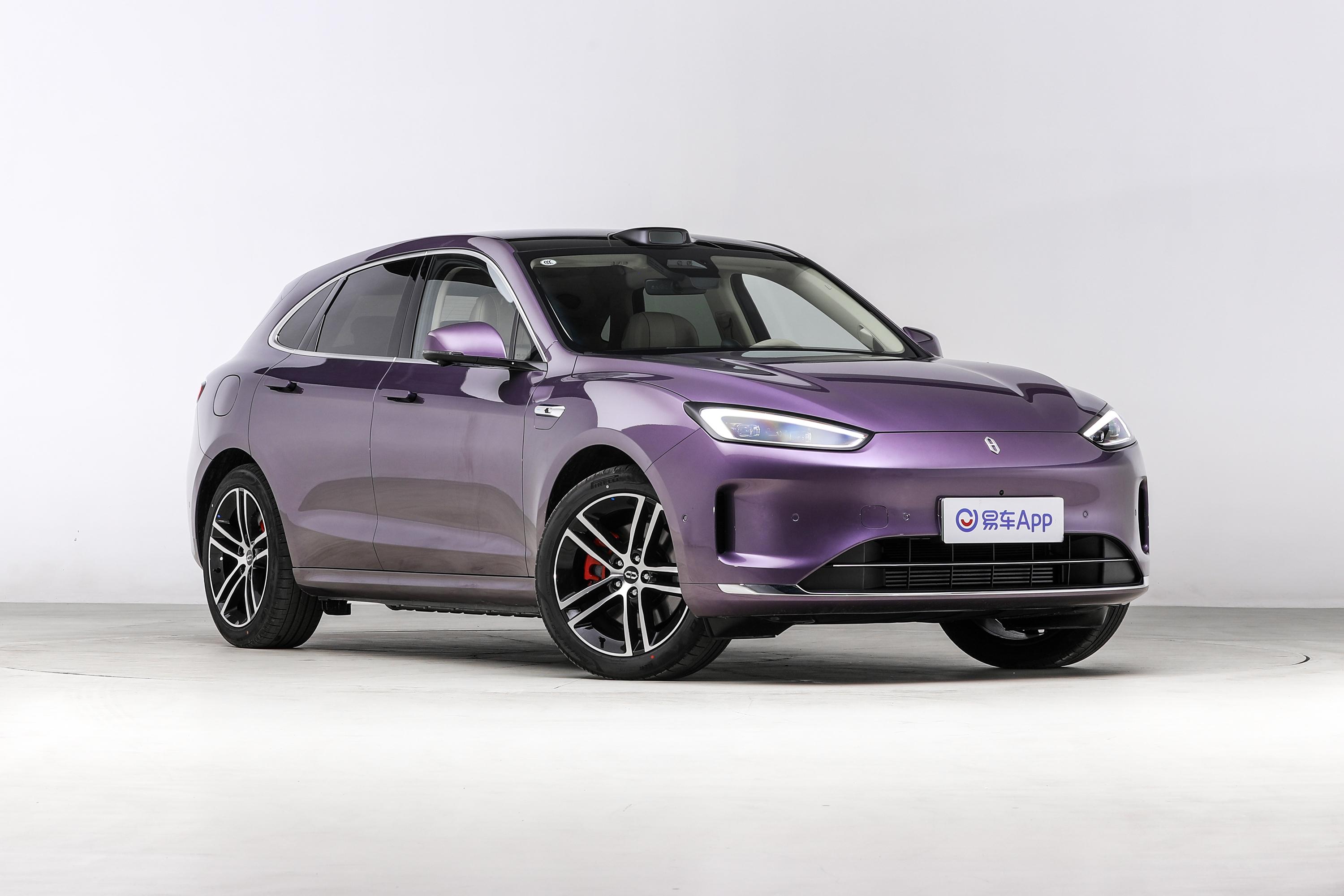 【问界M5增程版 230km Ultra 四驱版侧前45度车头向右水平图片-汽车图片大全】-易车