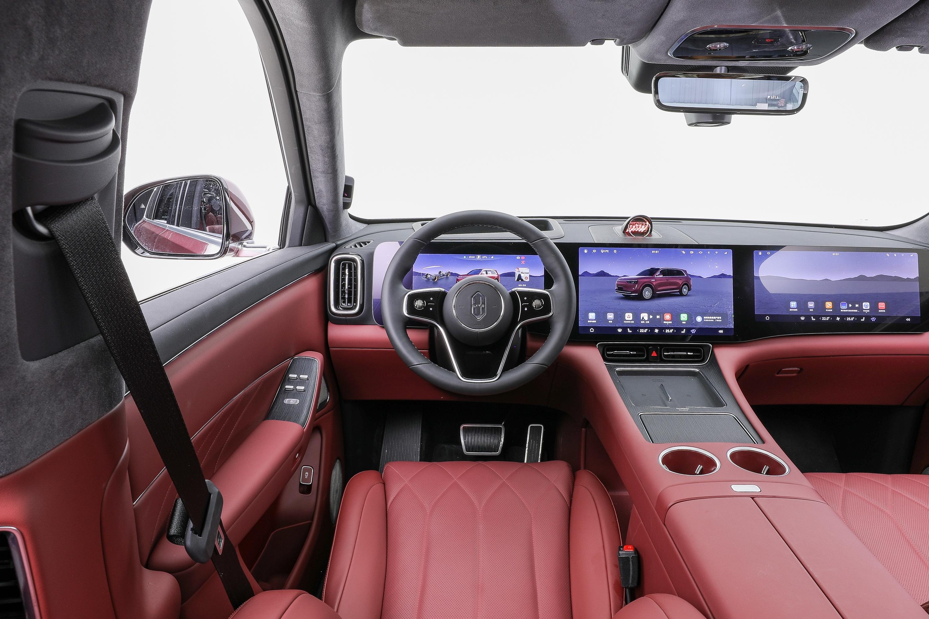 【问界M8增程版 310km Ultra 6座驾驶位区域图片-汽车图片大全】-易车