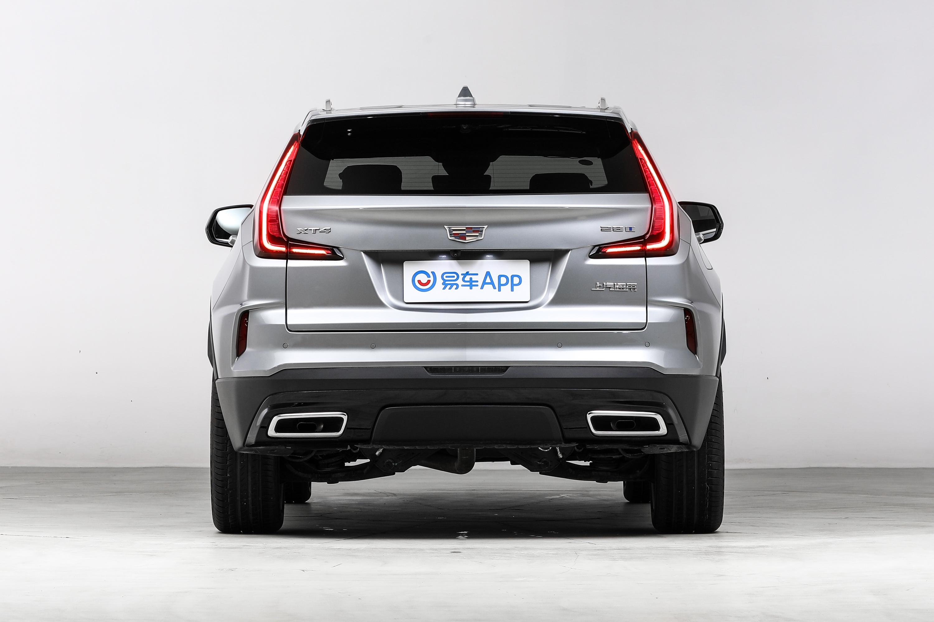 【凯迪拉克XT4改款 28T 两驱尊贵型正后水平图片-汽车图片大全】-易车