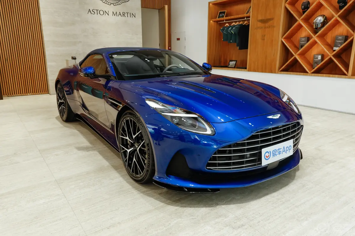 【阿斯顿·马丁DB124.0T V8 Volante侧前45度车头向右水平图片-汽车图片大全】-易车