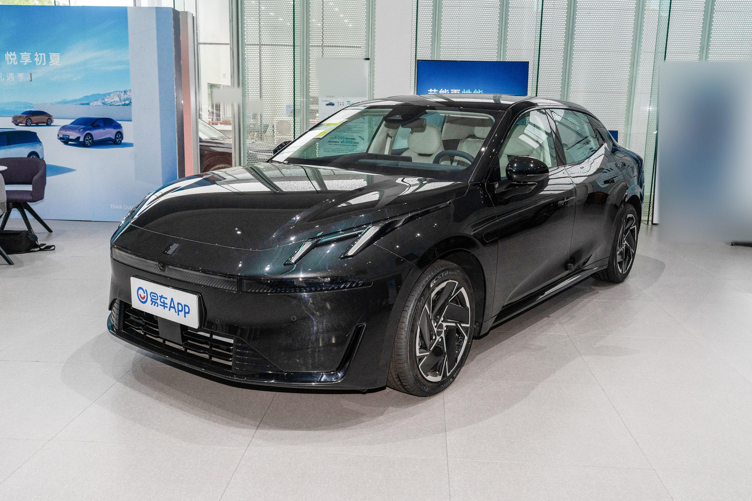 【领克07 EM-PEM-P 1.5T 126km 长续航Pro侧前45度车头向左水平图片-汽车图片大全】-易车