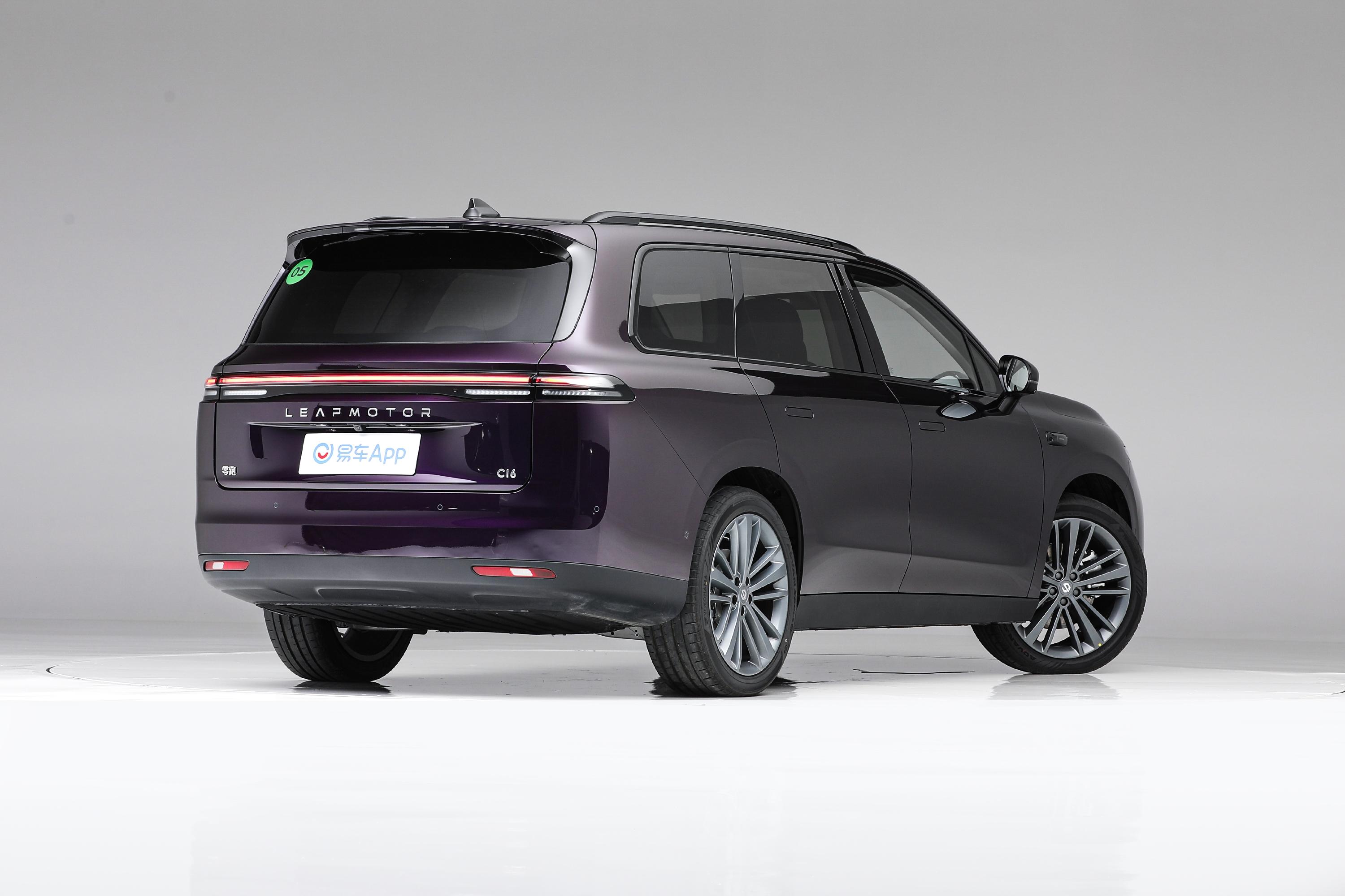 【零跑C16纯电版 630km 激光雷达智尊版 5座侧后45度车头向右水平图片-汽车图片大全】-易车