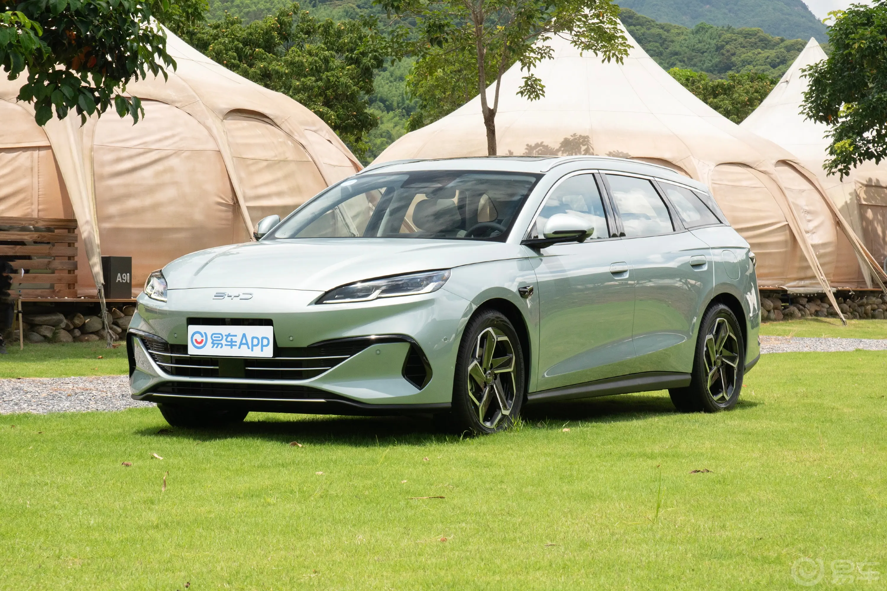 【海豹06DM-i旅行版DM-i 1.5L 150km 旗舰型侧前45度车头向左水平图片-汽车图片大全】-易车