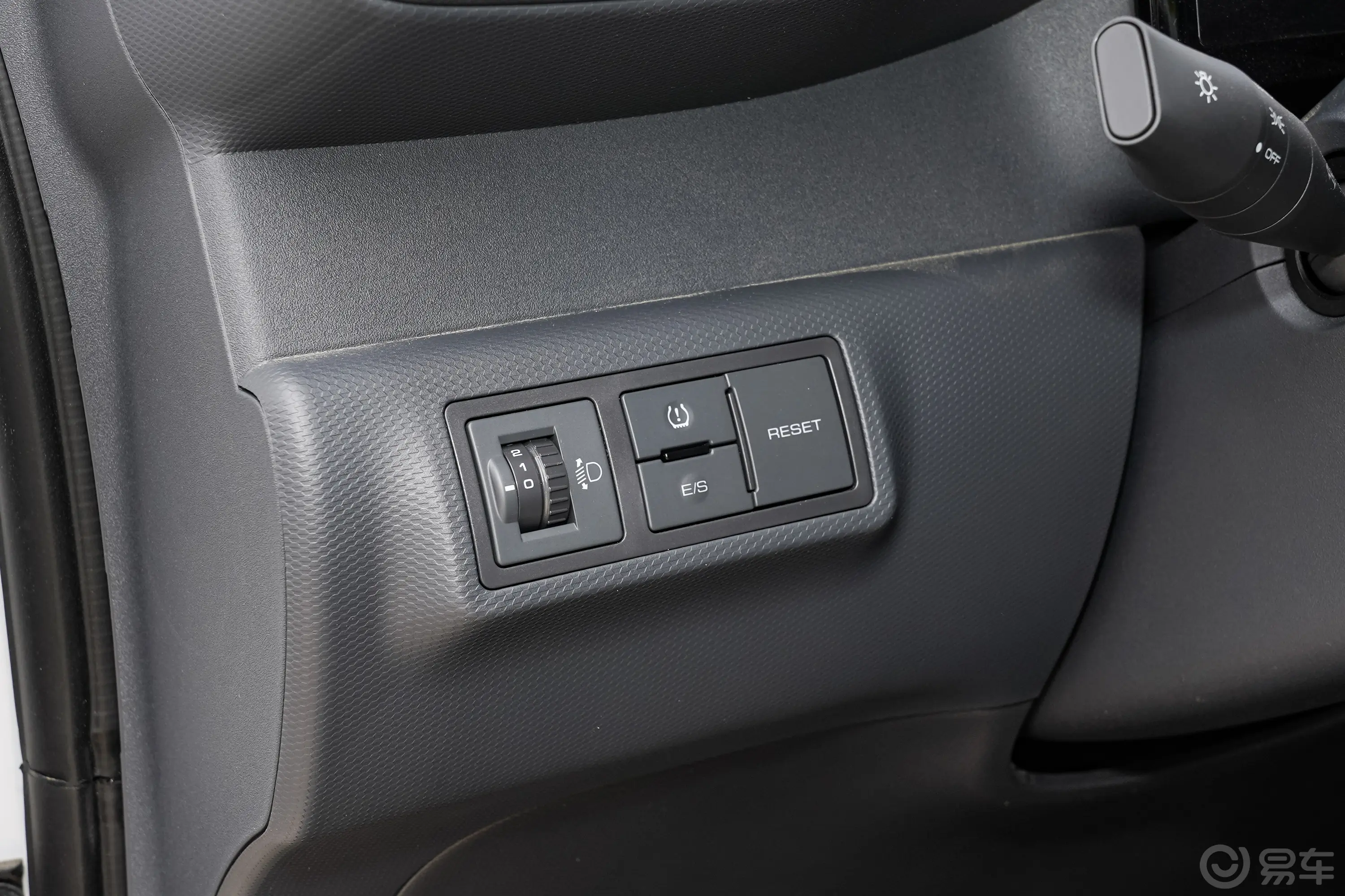 【五菱之光新能源305km 进取型主驾驶位图片-汽车图片大全】-易车