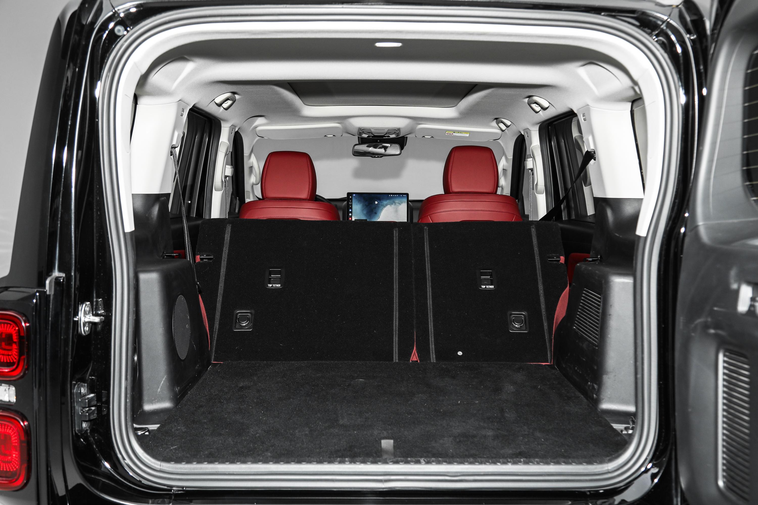 【哈弗H92.0T 勇士版 5座 汽油两排全部放倒图片-汽车图片大全】-易车