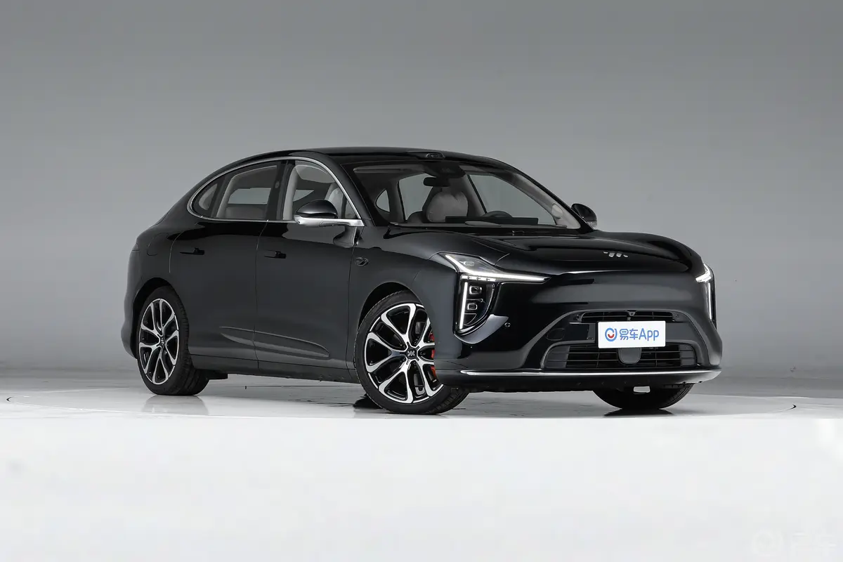 【智己LS6增程版 450km 后驱66 Max+侧后45度车头向左水平图片-汽车图片大全】-易车