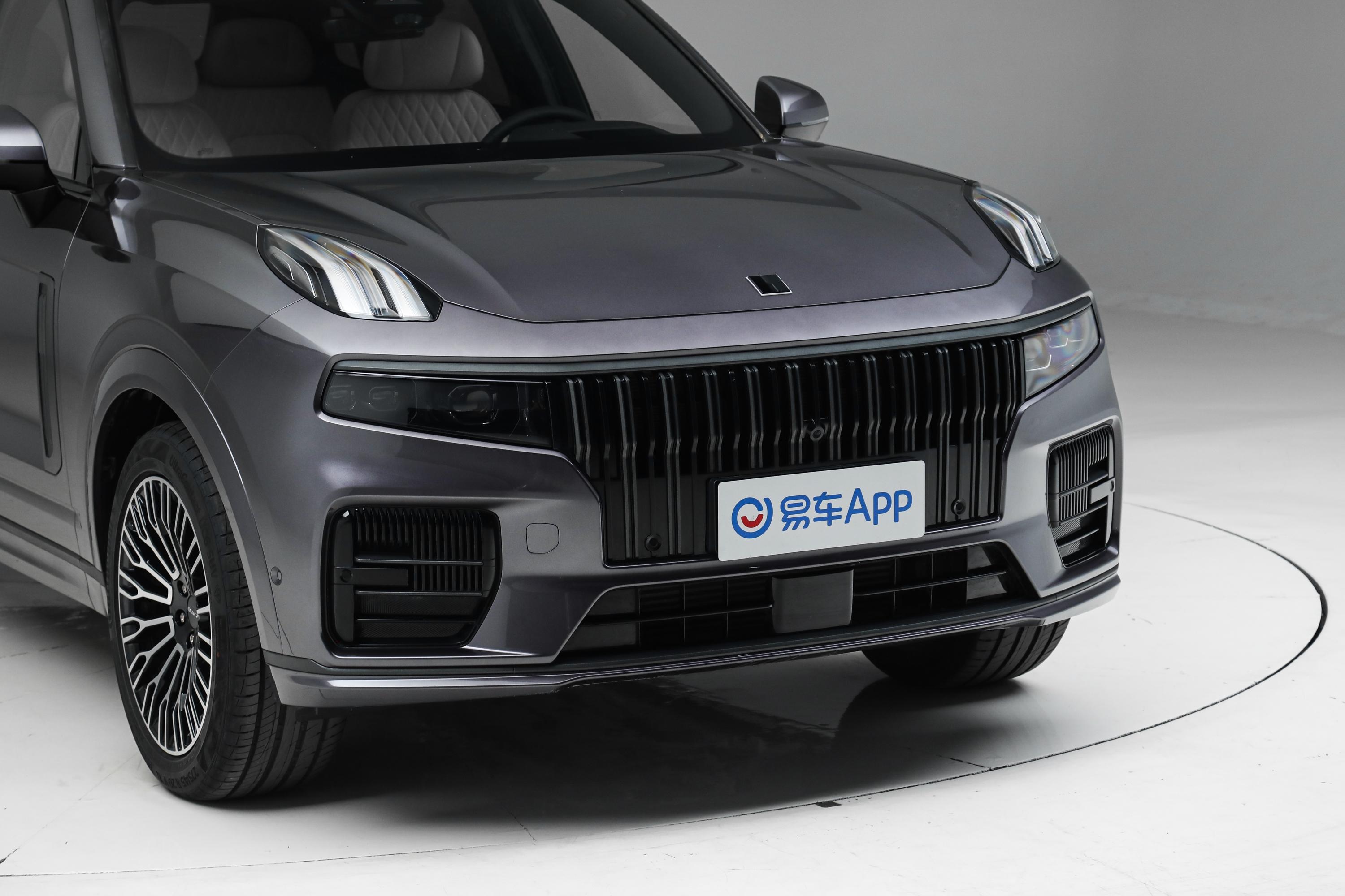 【领克09MHEV 2.0T 四驱探索版Ultra前格栅侧俯拍图片-汽车图片大全】-易车