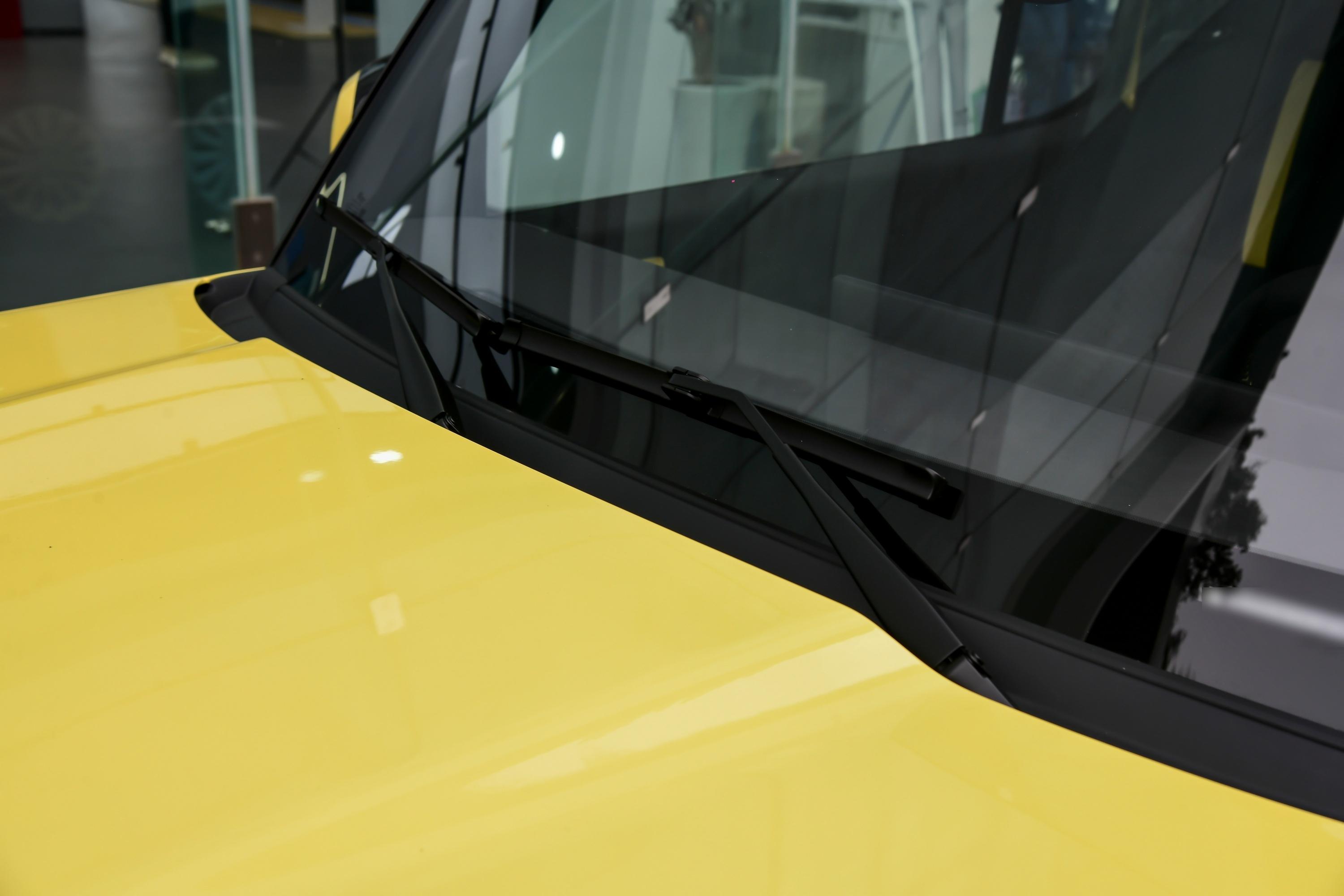 【宝骏悦也303km 两周年纪念版雨刷器图片-汽车图片大全】-易车