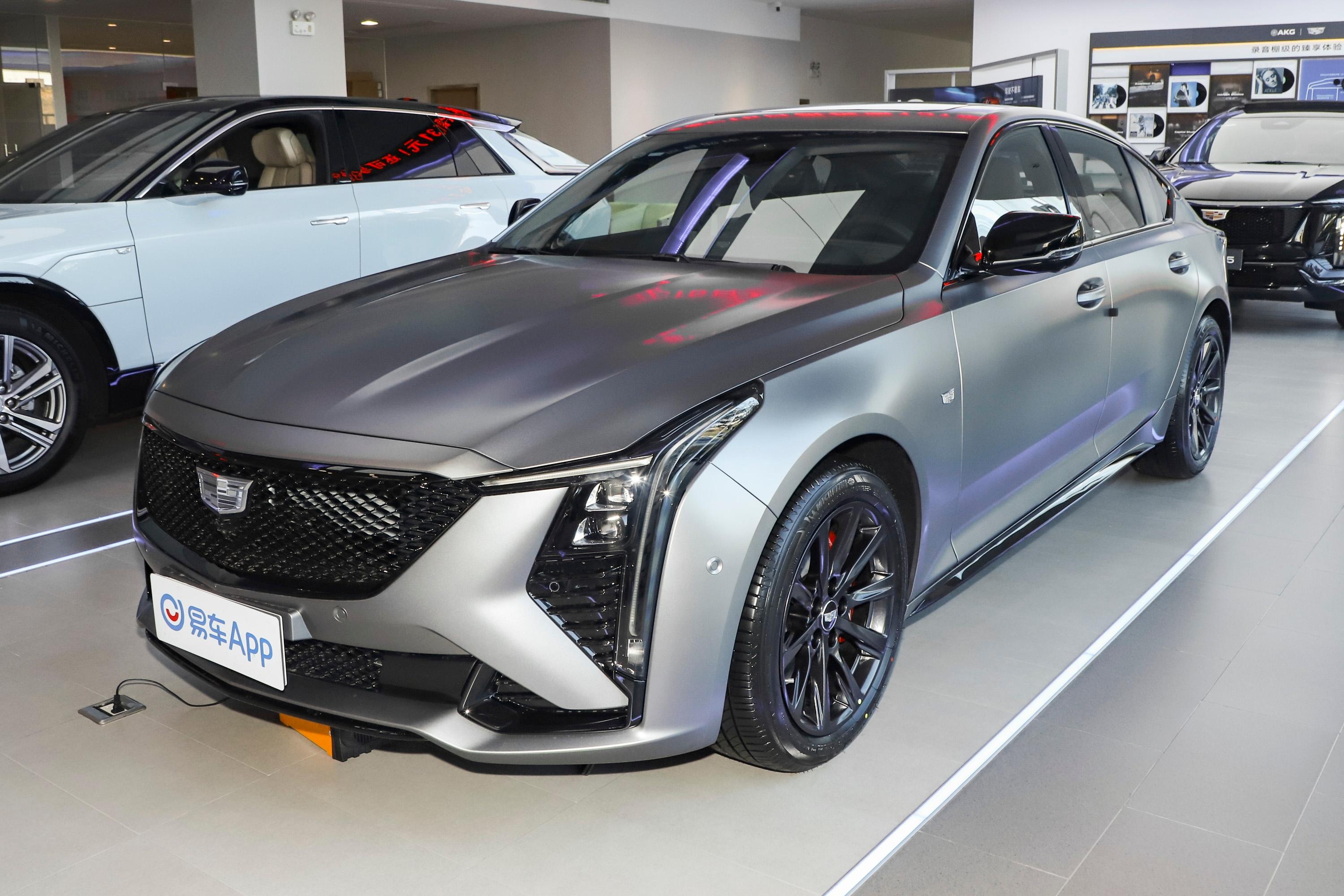 【凯迪拉克CT528T 赛道性能版侧前45度车头向左水平图片-汽车图片大全】-易车