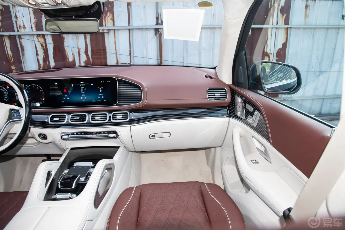 【迈巴赫GLSGLS 600 4MATIC 礼乐版副驾驶位区域图片-汽车图片大全】-易车