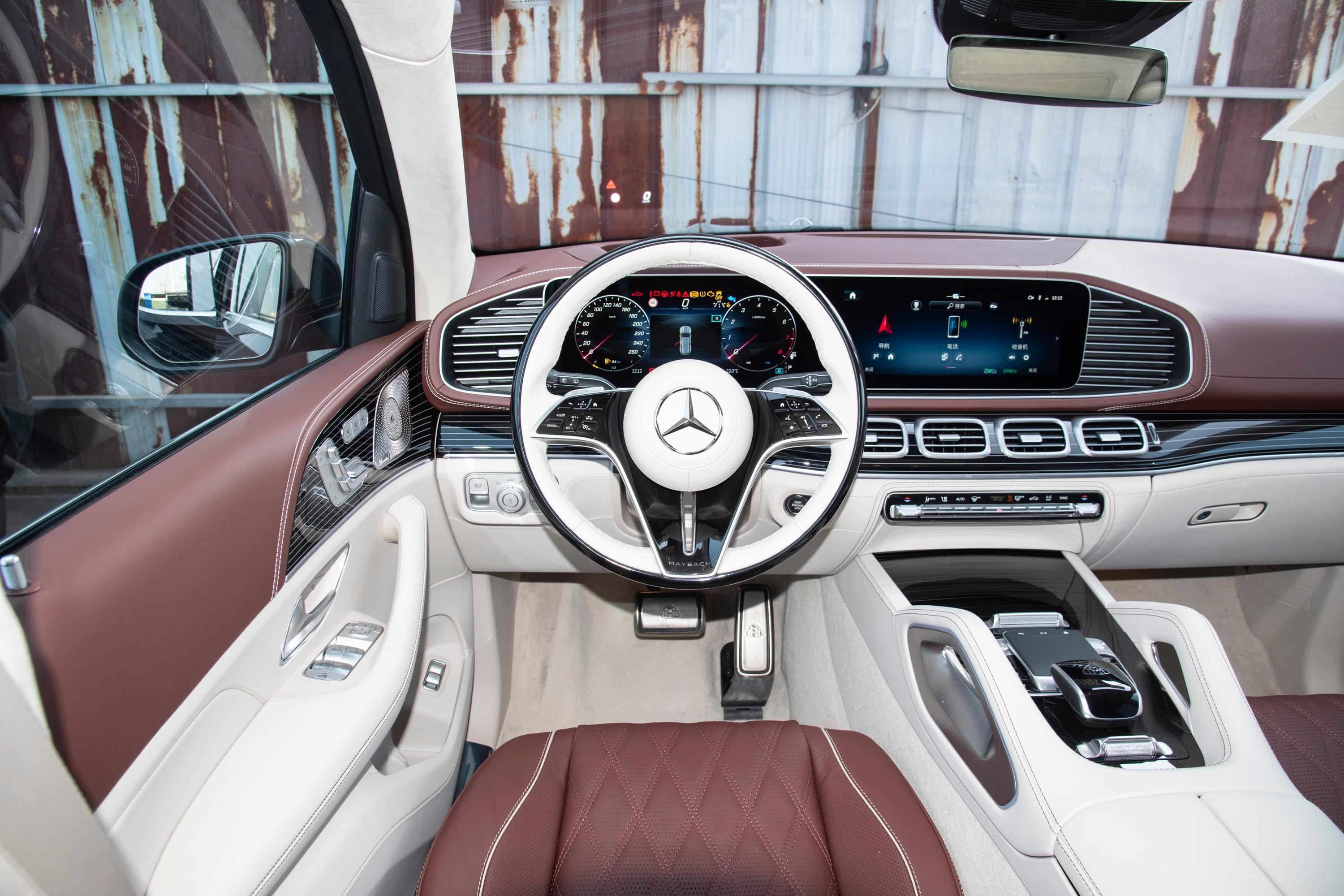 【迈巴赫GLSGLS 600 4MATIC 礼乐版驾驶位区域图片-汽车图片大全】-易车